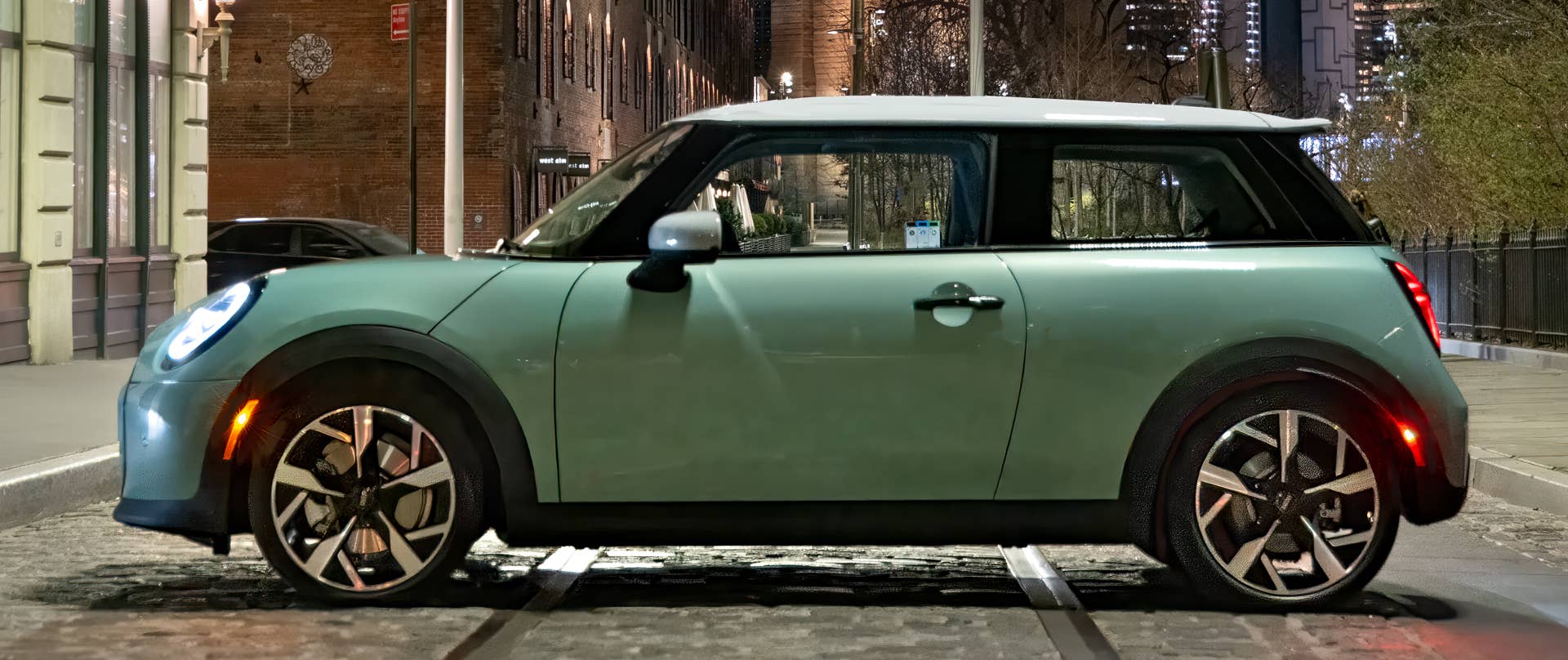 MINI Drops Affordable 2025 Cooper Lease Deals for September - Autoblog