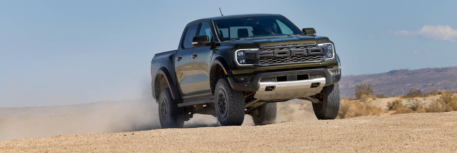 2025 Chevy Colorado ZR2 Vs. 2025 Ford Ranger Raptor: 5 Major ...
