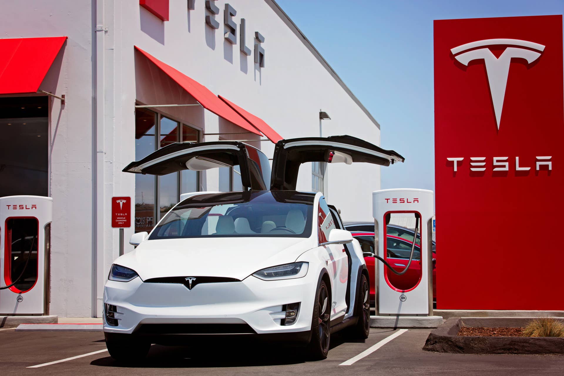 Tesla Axes the Model X—Now It’s the Fastest-Selling Used Car - Autoblog