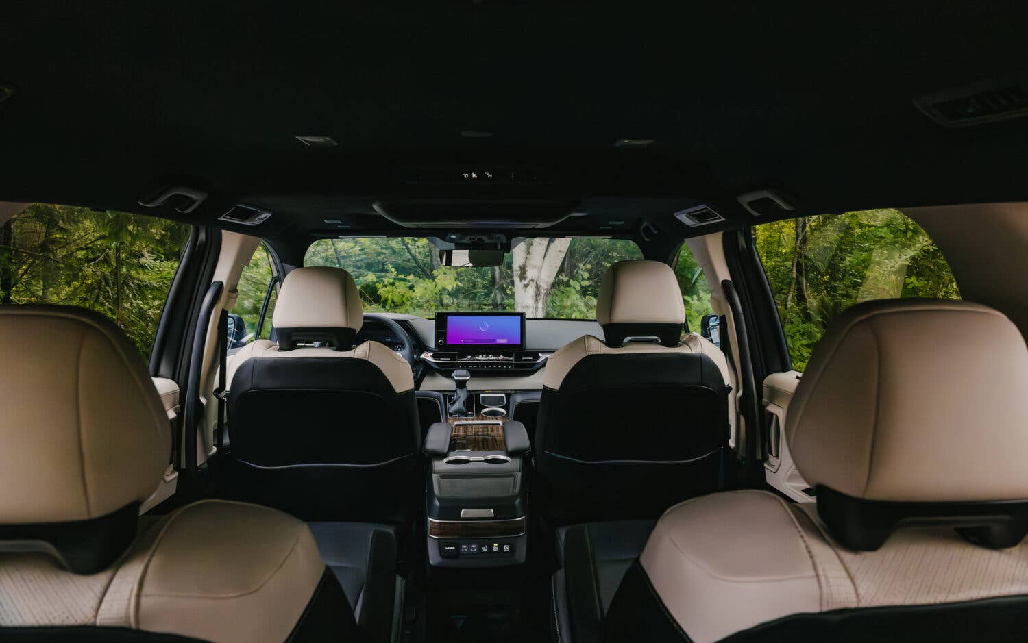 Is the 2025 Toyota Sienna worth $39,185? - Autoblog