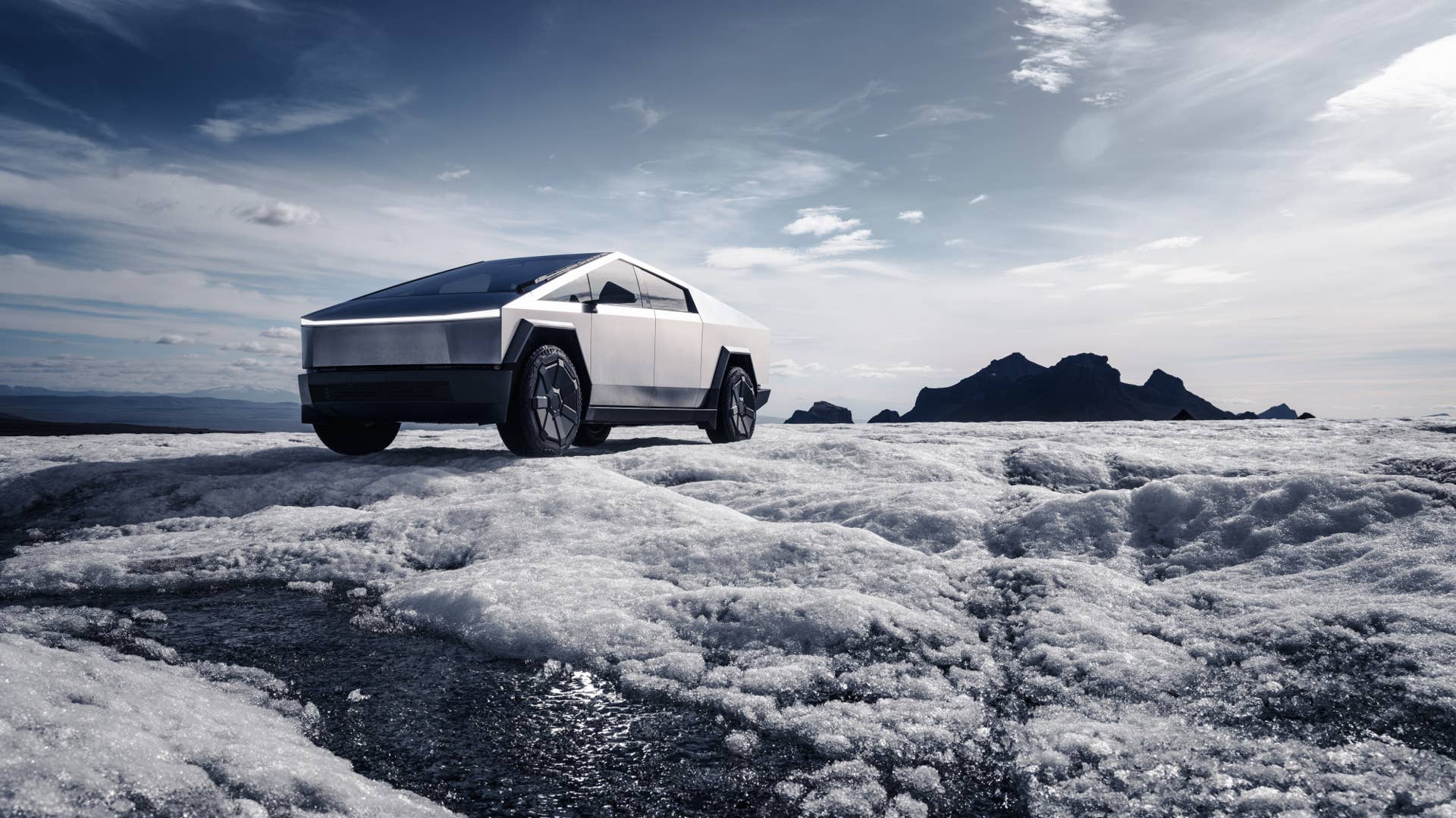 Tesla Cybertruck's Huge Depreciation is Mindblowingly Bad - Autoblog