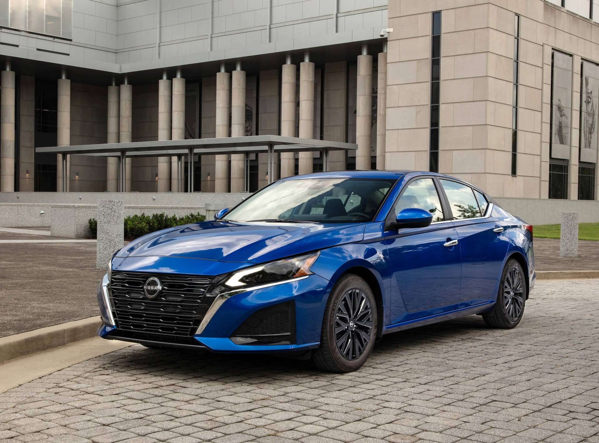 The 10 Best Car Deals of May 2025: Low Rates, Cash Back, and EV ...
