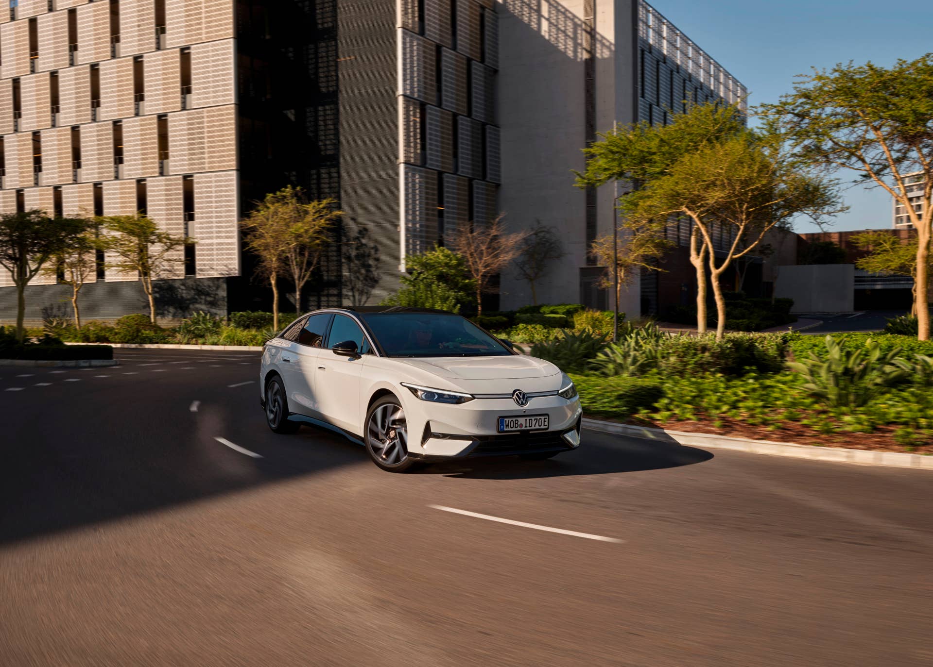 Next-Gen Volkswagen ID.4 Has the Tesla Model Y In Its Sights - Autoblog