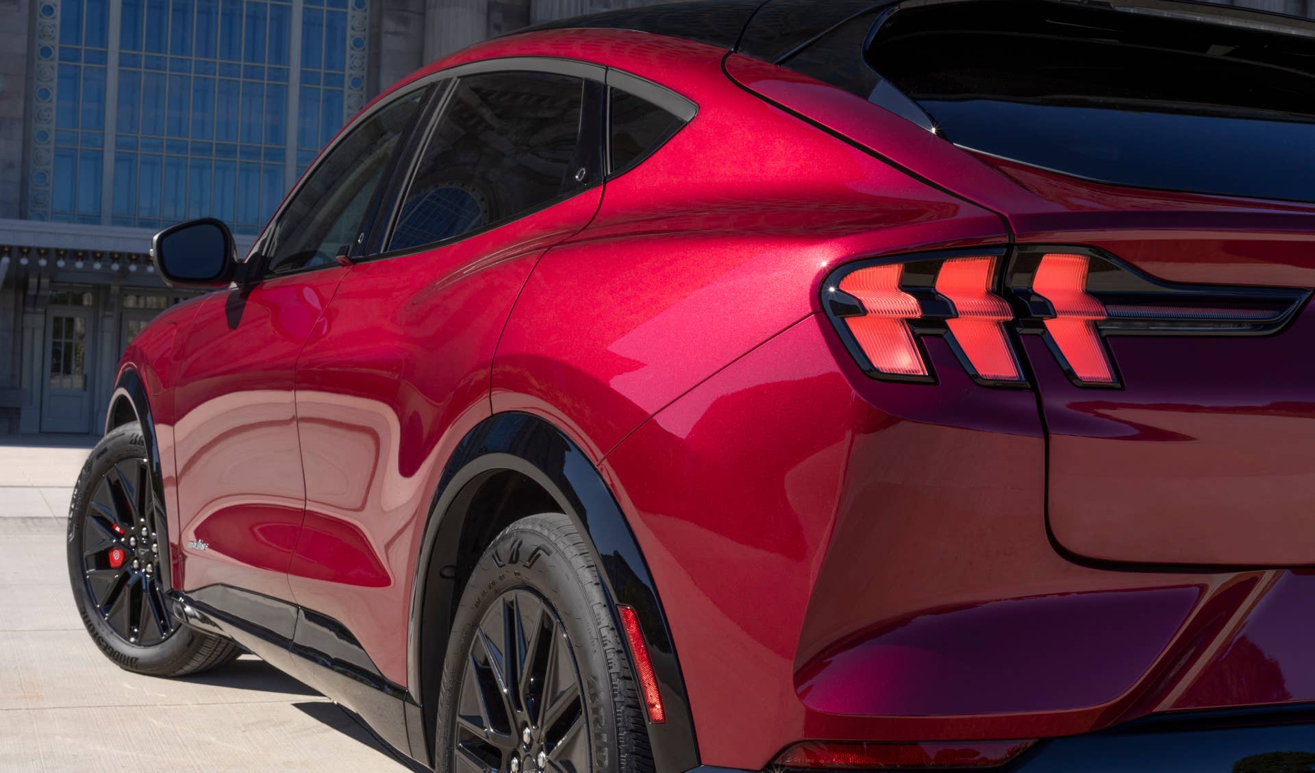 2025 Nissan Ariya vs 2025 Ford Mustang Mach-E: Which Is the Better Buy ...