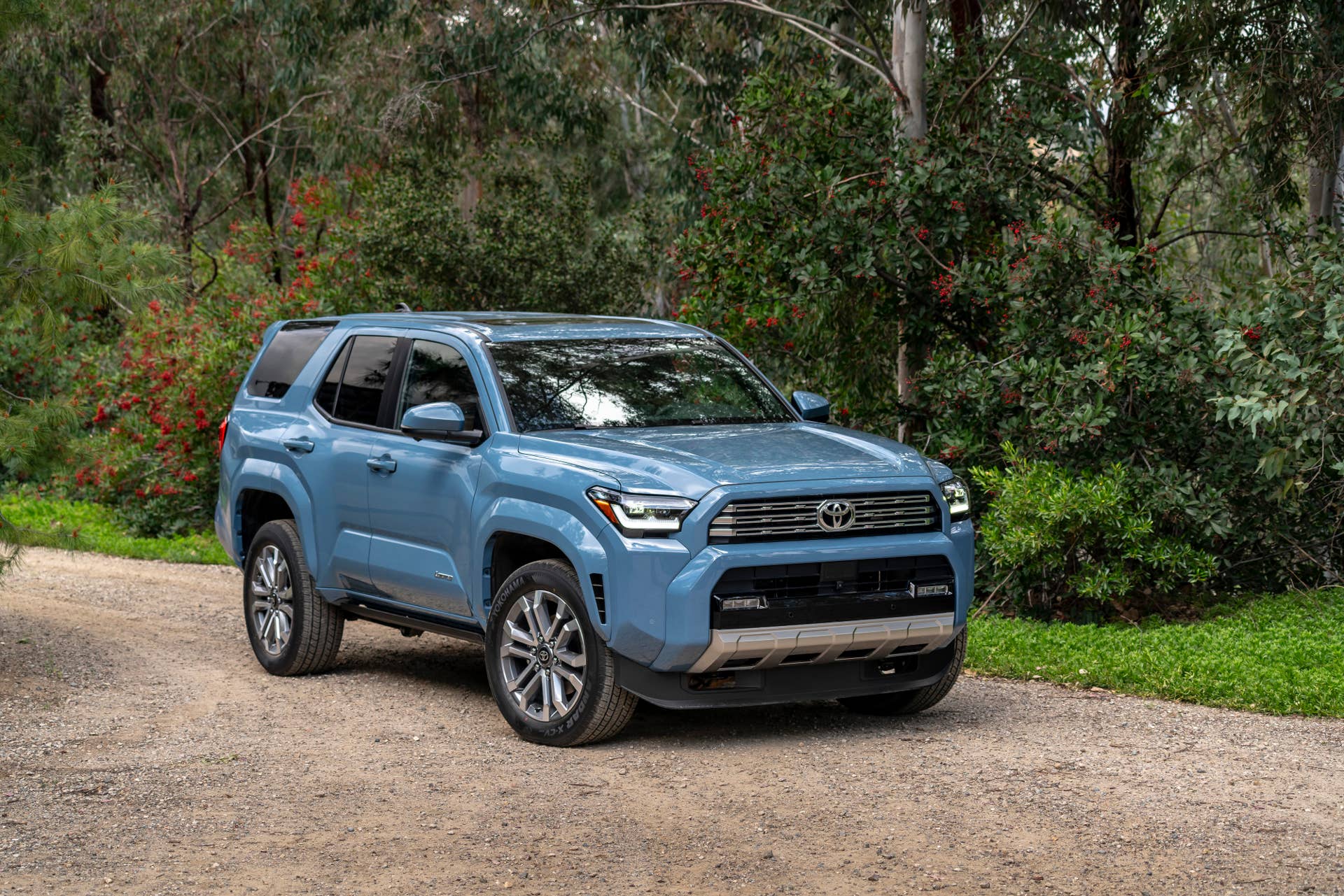 These 5 Midsize SUVs Offer The Most Cargo Space - Autoblog