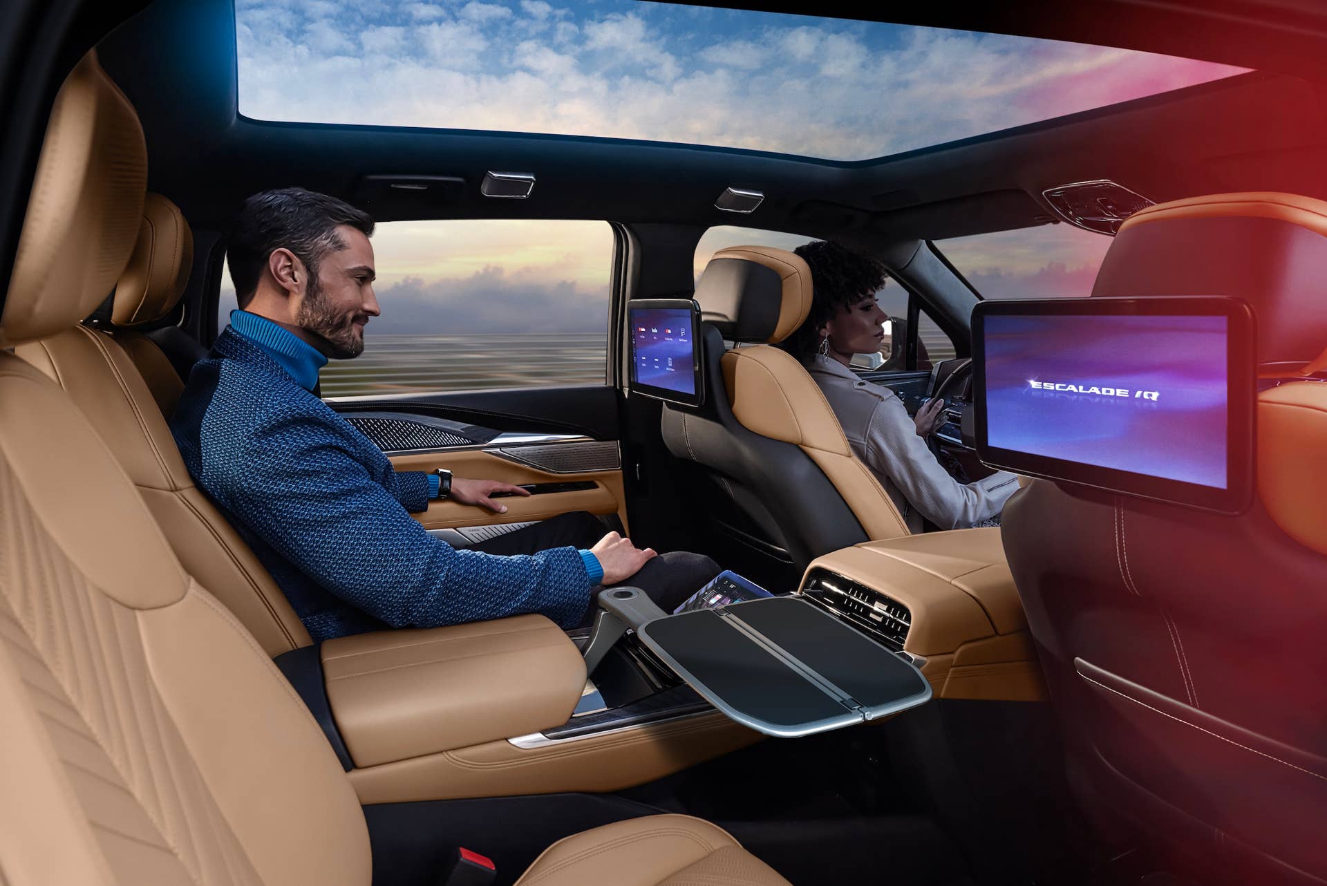 2025 Cadillac Escalade IQ pushes technology to new heights - Autoblog