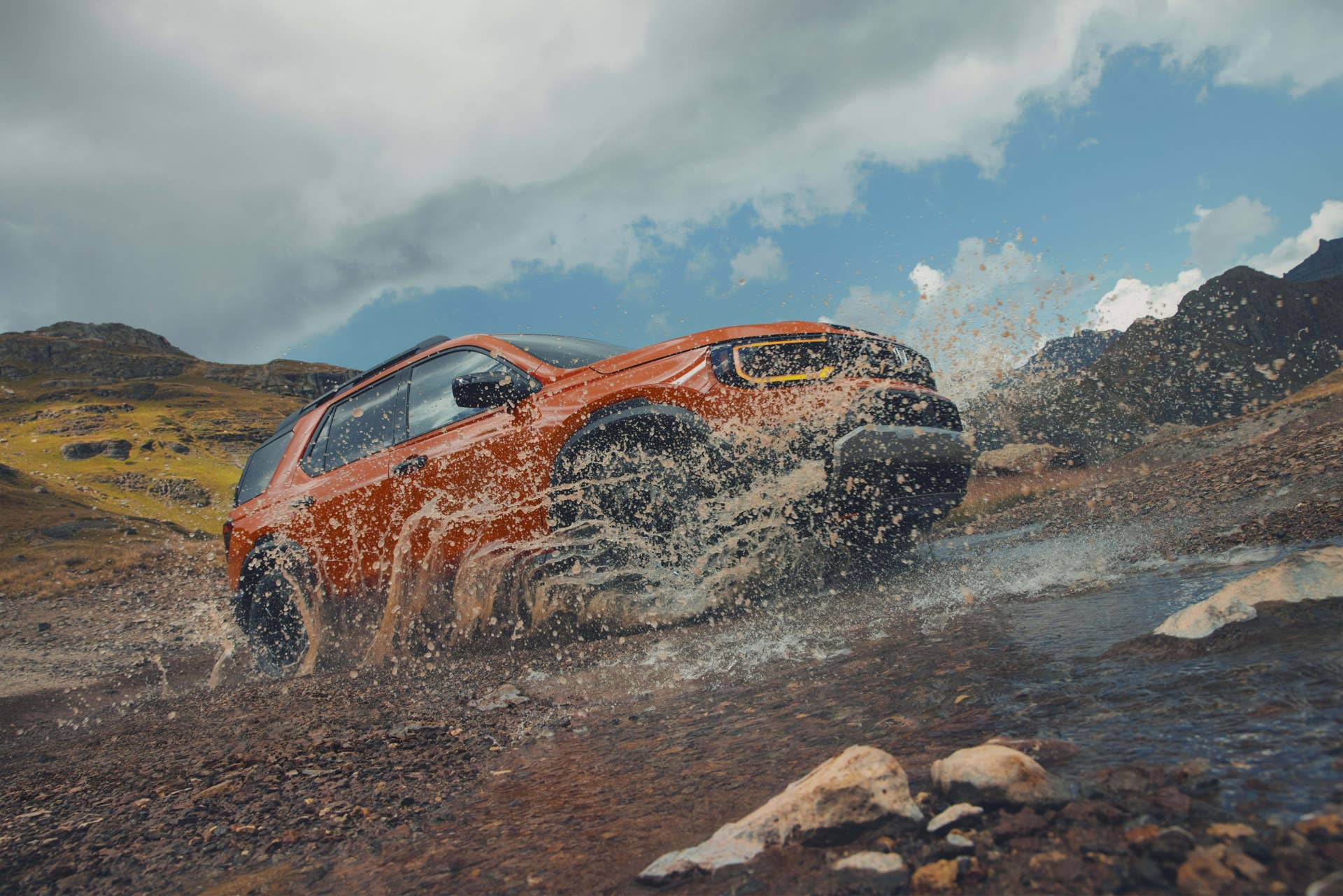 Dodge’s AWD Charger Turns a Muscle Car Into an All-Season Beast - Autoblog