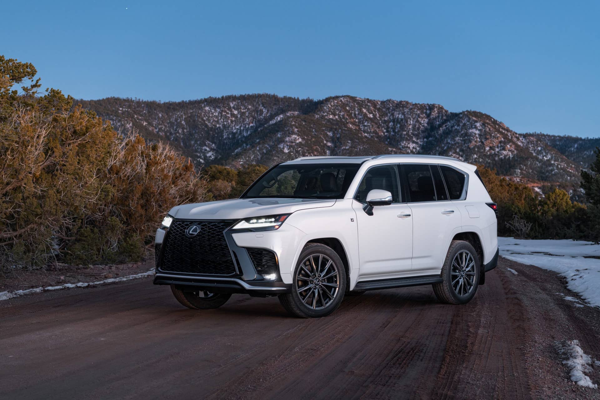 The most reliable new full-size SUVs in 2025 - Autoblog
