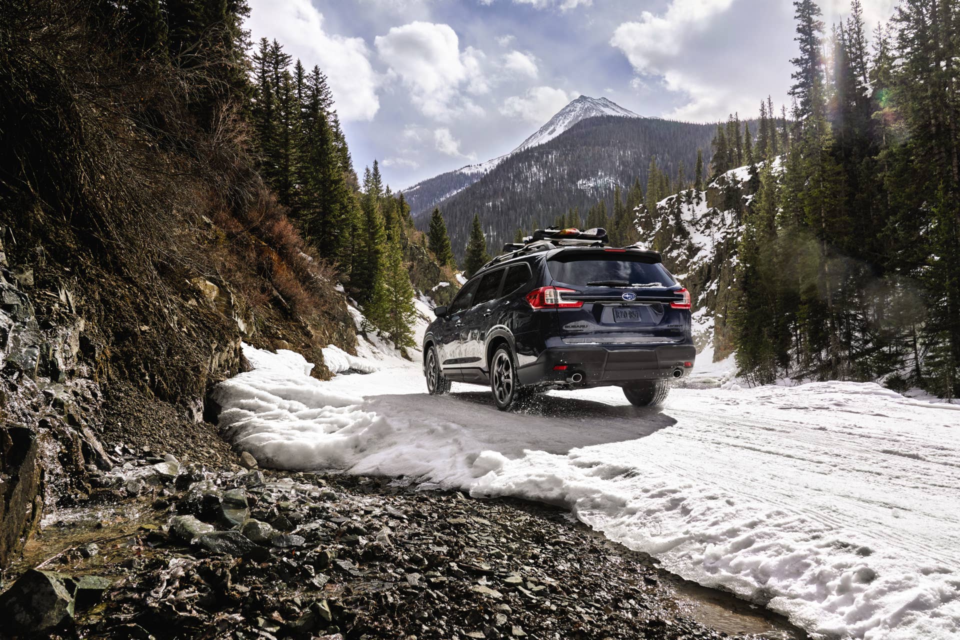 Subaru’s Flexible January Ascent Lease Deal Takes Aim at the Honda ...