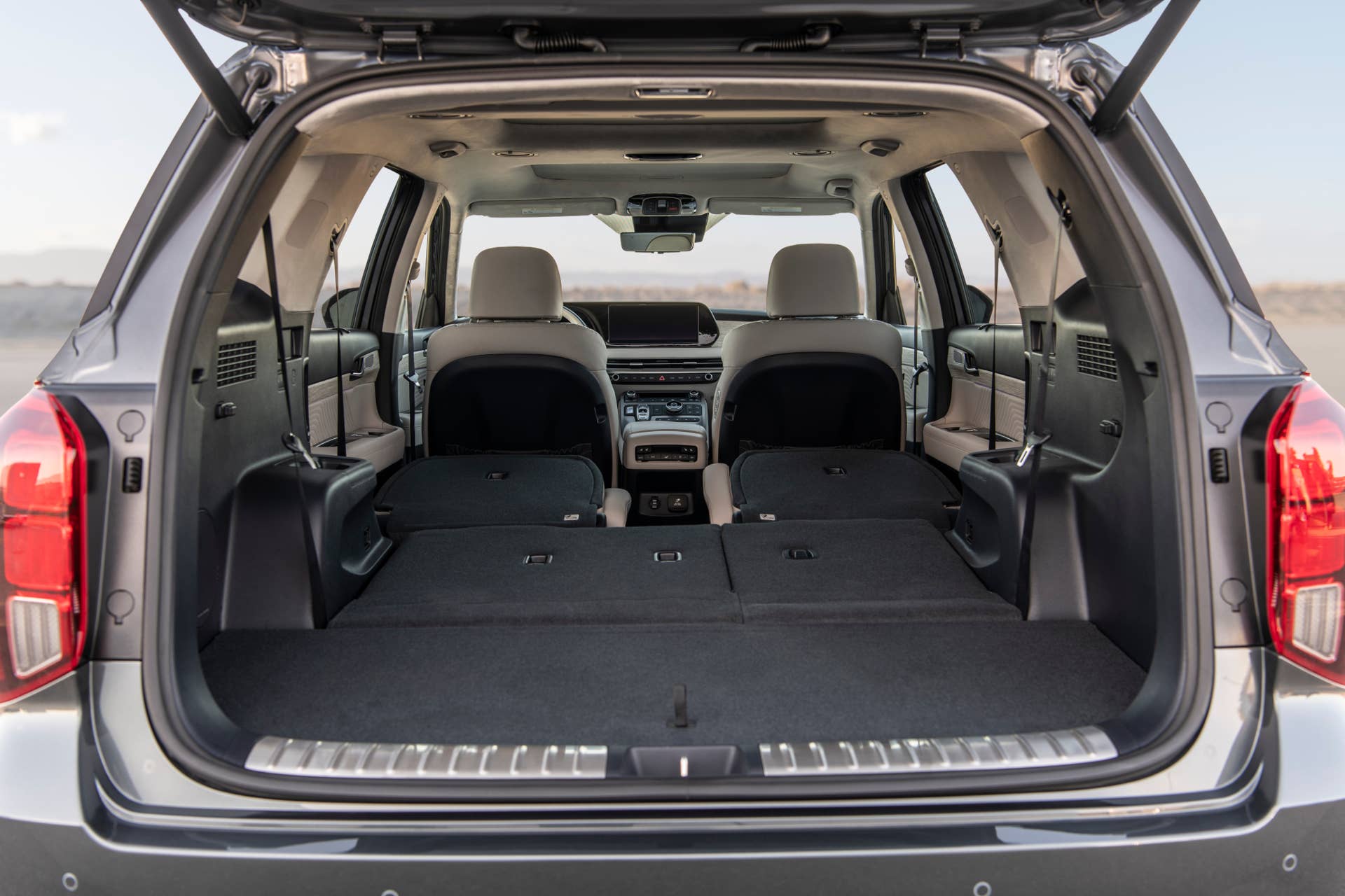2025 Ford Explorer vs. 2025 Hyundai Palisade: Which is the Better Buy ...