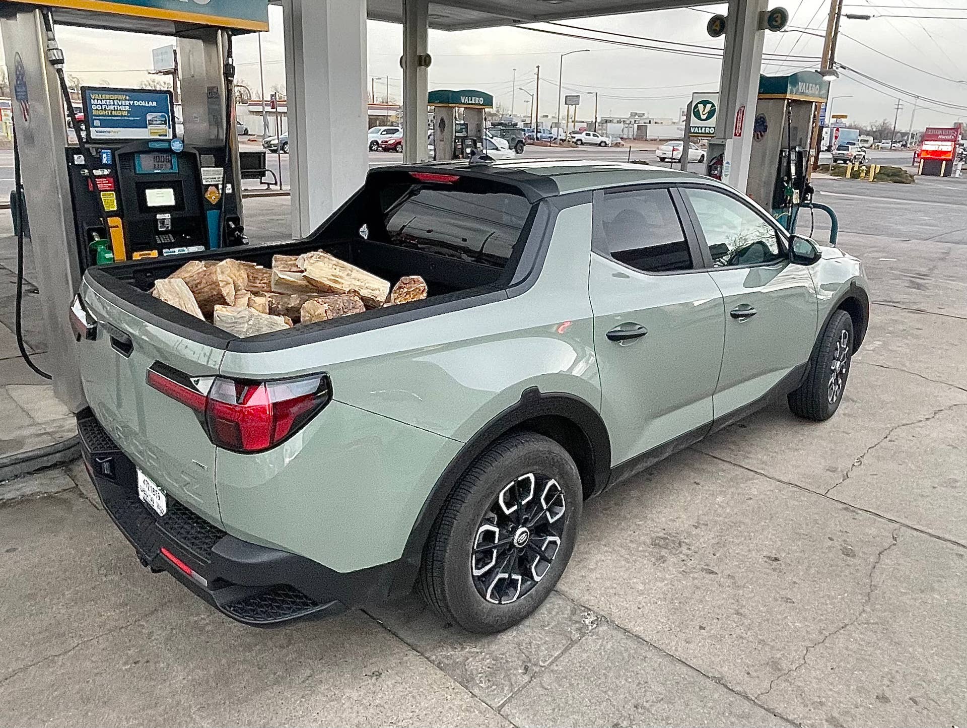 I Drove the 2025 Hyundai Santa Cruz & 2025 Ford Maverick, Which One is ...