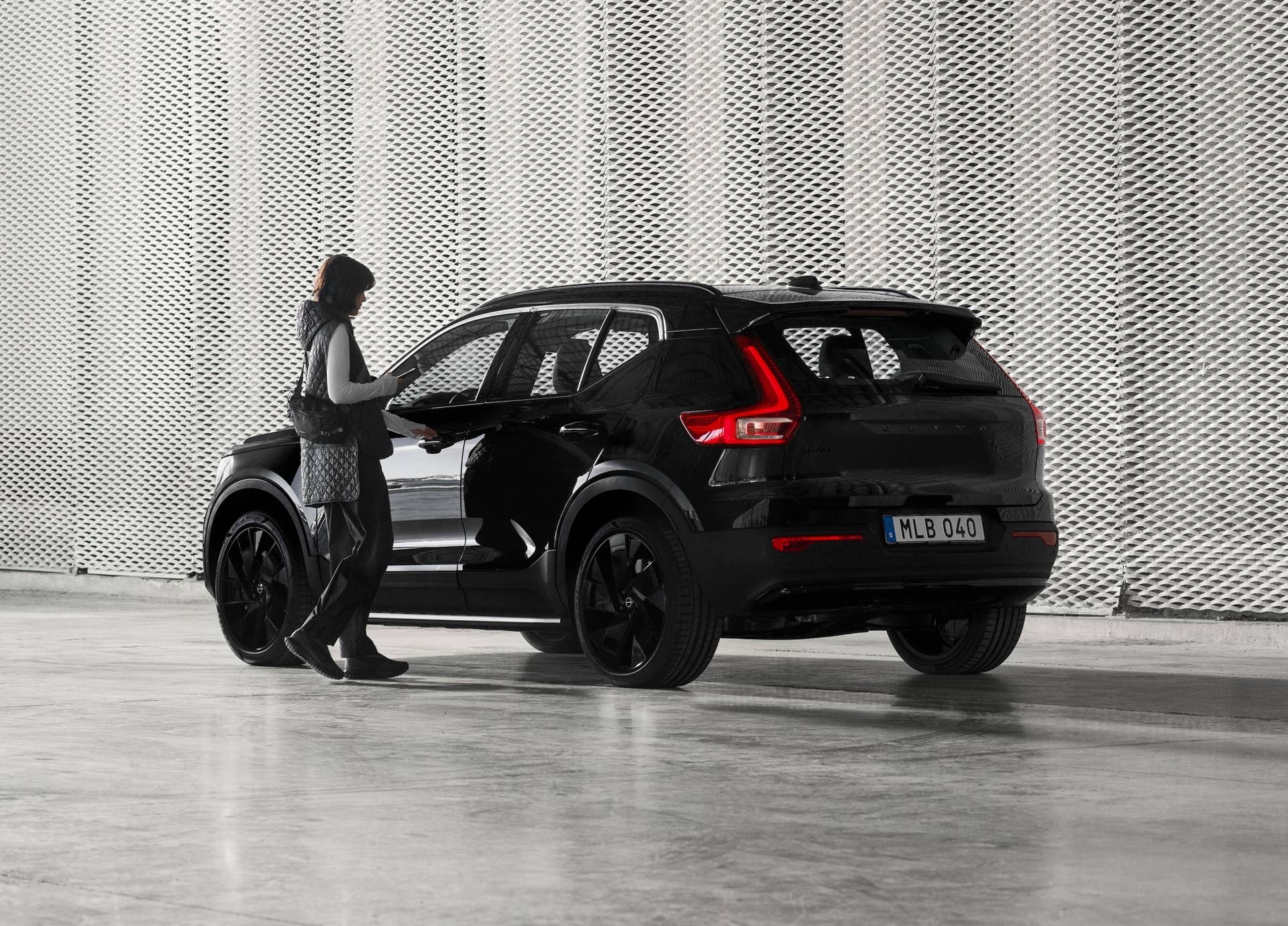 Volvo XC40 Lease and Finance Deals Make Scandinavian Style More ...