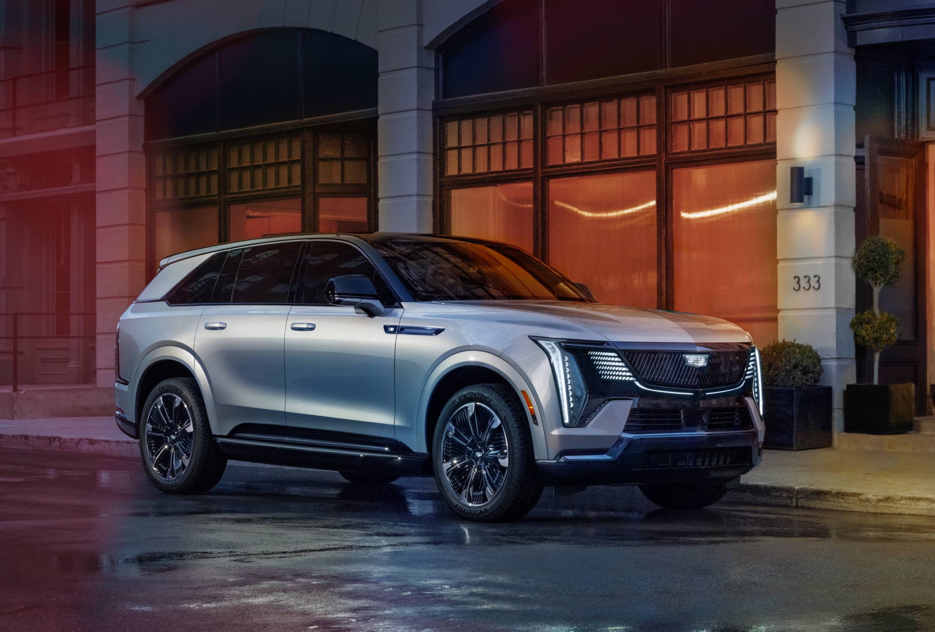 7 Cars and SUVs with the Most 2nd Row Legroom - Autoblog