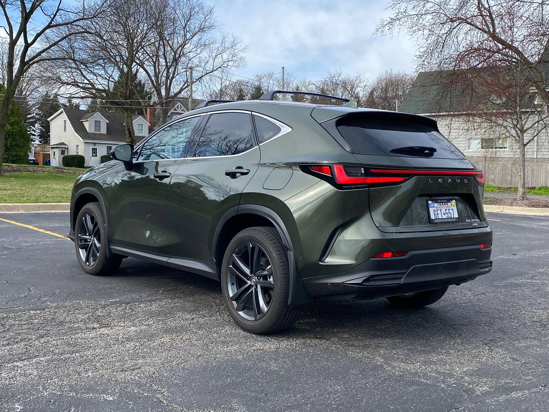 An Expert's Review of Living With the 2025 Lexus NX 450h+ - Autoblog