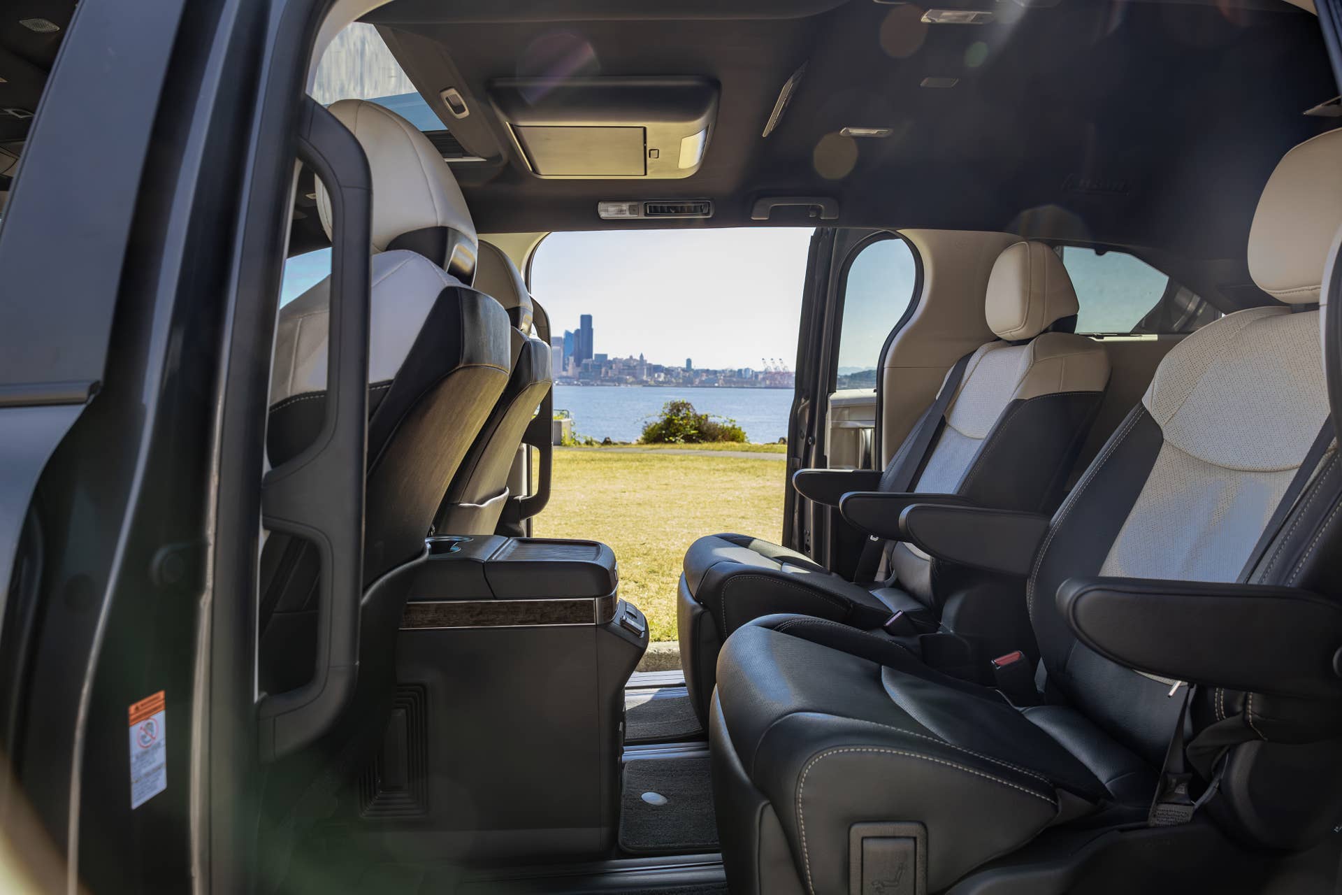 Minivan Sales Surge As Sienna, Pacifica, Odyssey Battle For Top Spot ...