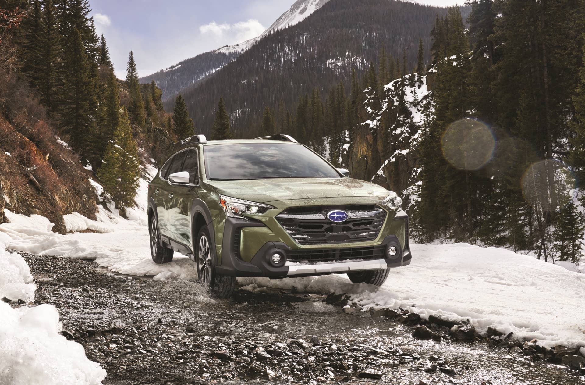 Subaru Drops Enticing 2025 Outback Lease Deal For October - Autoblog