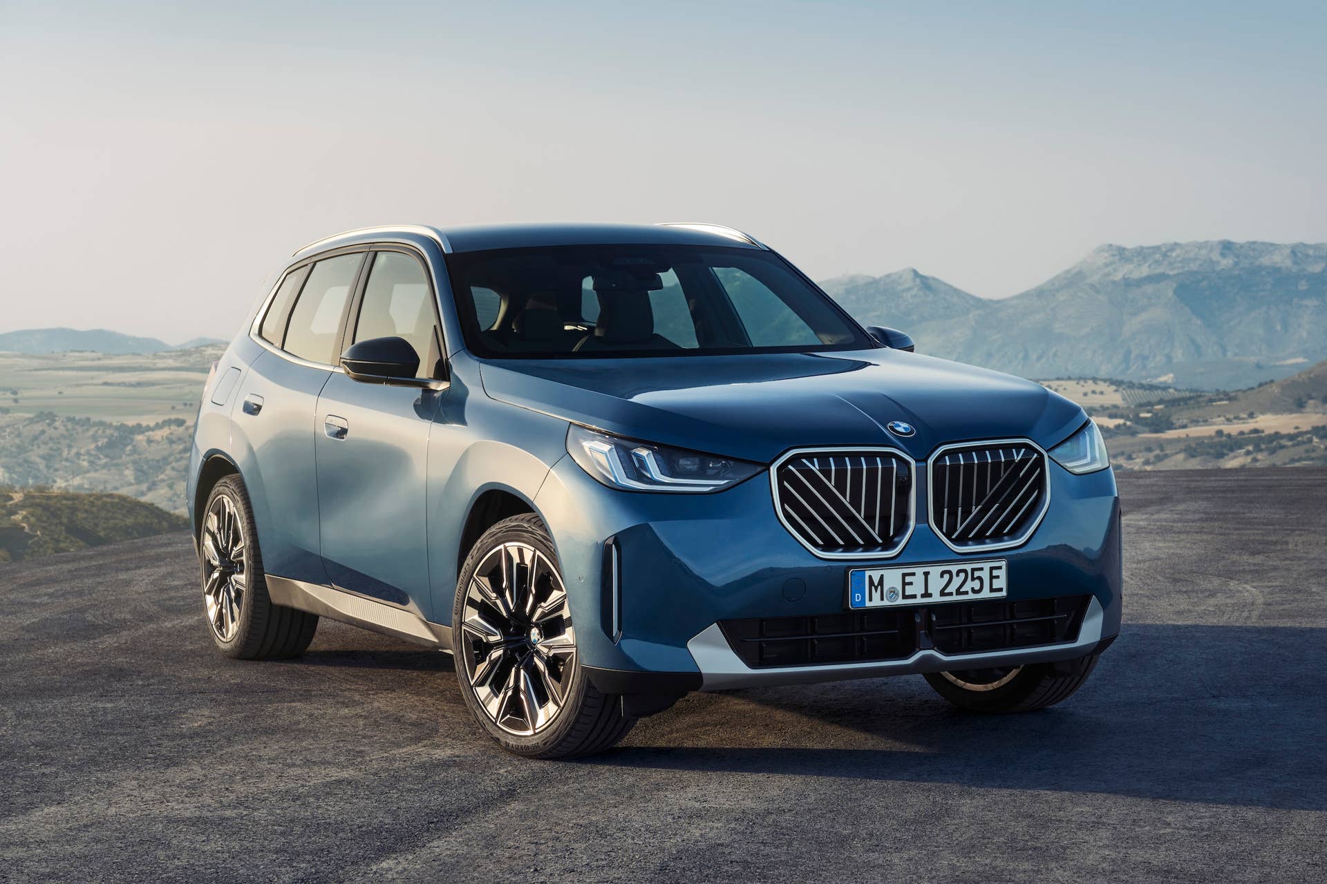 2025 Audi Q5 Vs. 2025 BMW X3: Which One Is Right For You? - Autoblog