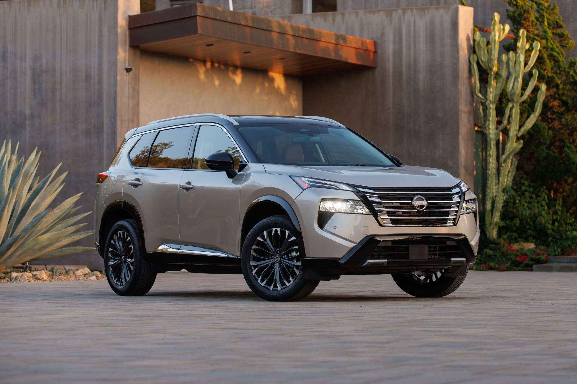 Nissan Drops Killer Rogue Lease for June - Autoblog