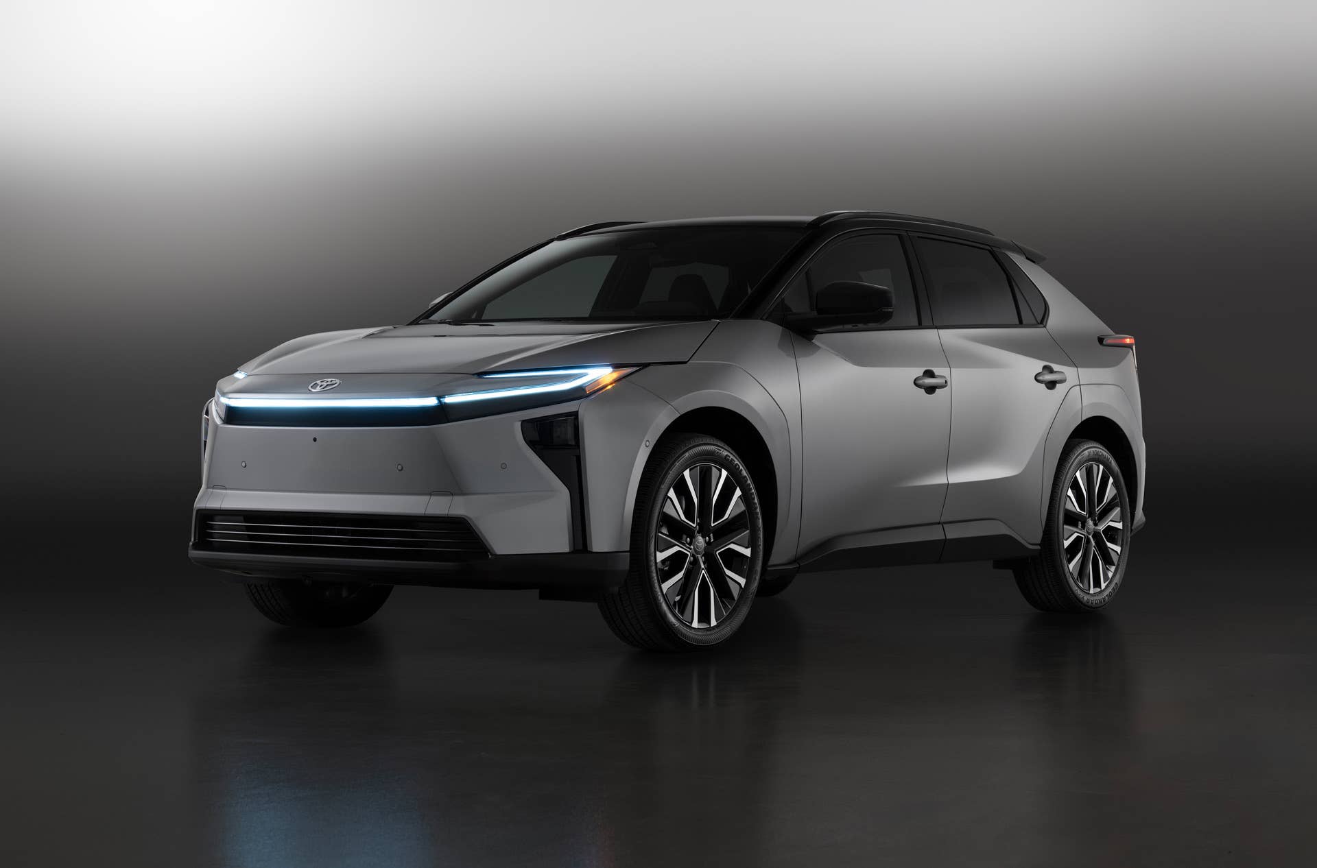 2026 Toyota bZ Unveiled: What's New for Toyota's Electric Crossover ...