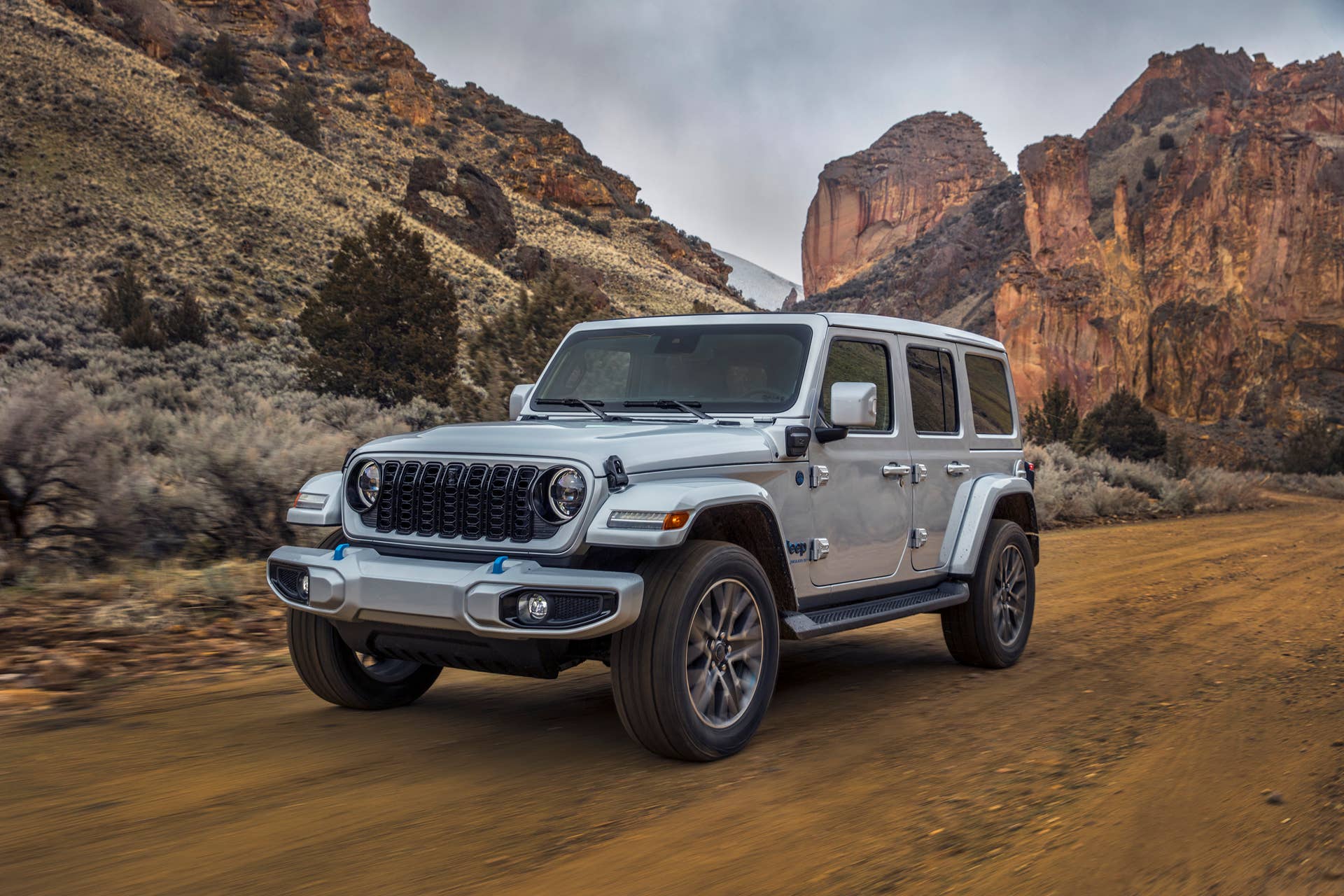 Jeep Launches Off-Road-Ready Wrangler 4xe Lease Offer for July - Autoblog