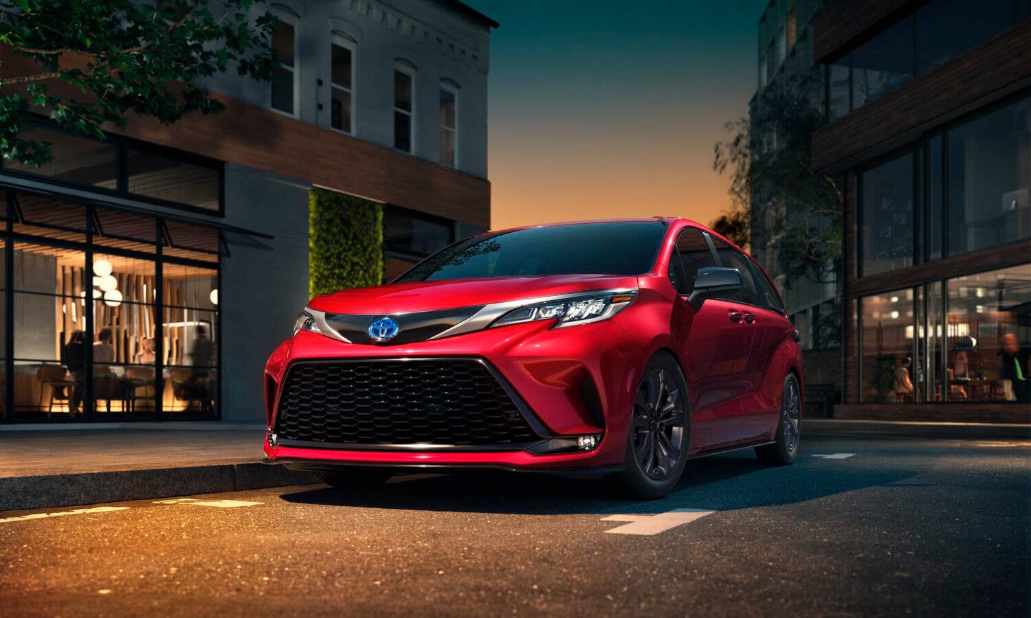 Minivan Sales Surge As Sienna, Pacifica, Odyssey Battle For Top Spot ...