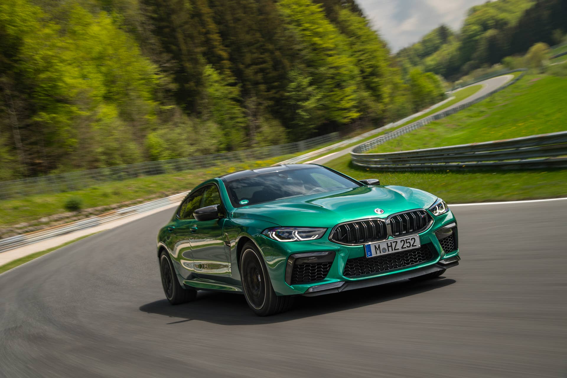 BMW Drops Performance-Focused 2025 M8 Lease Offers for September - Autoblog