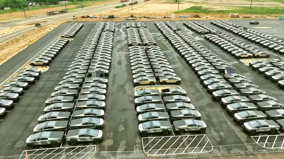 Tesla’s Latest Recall Accidentally Reveals How Many Cybertrucks Exist ...