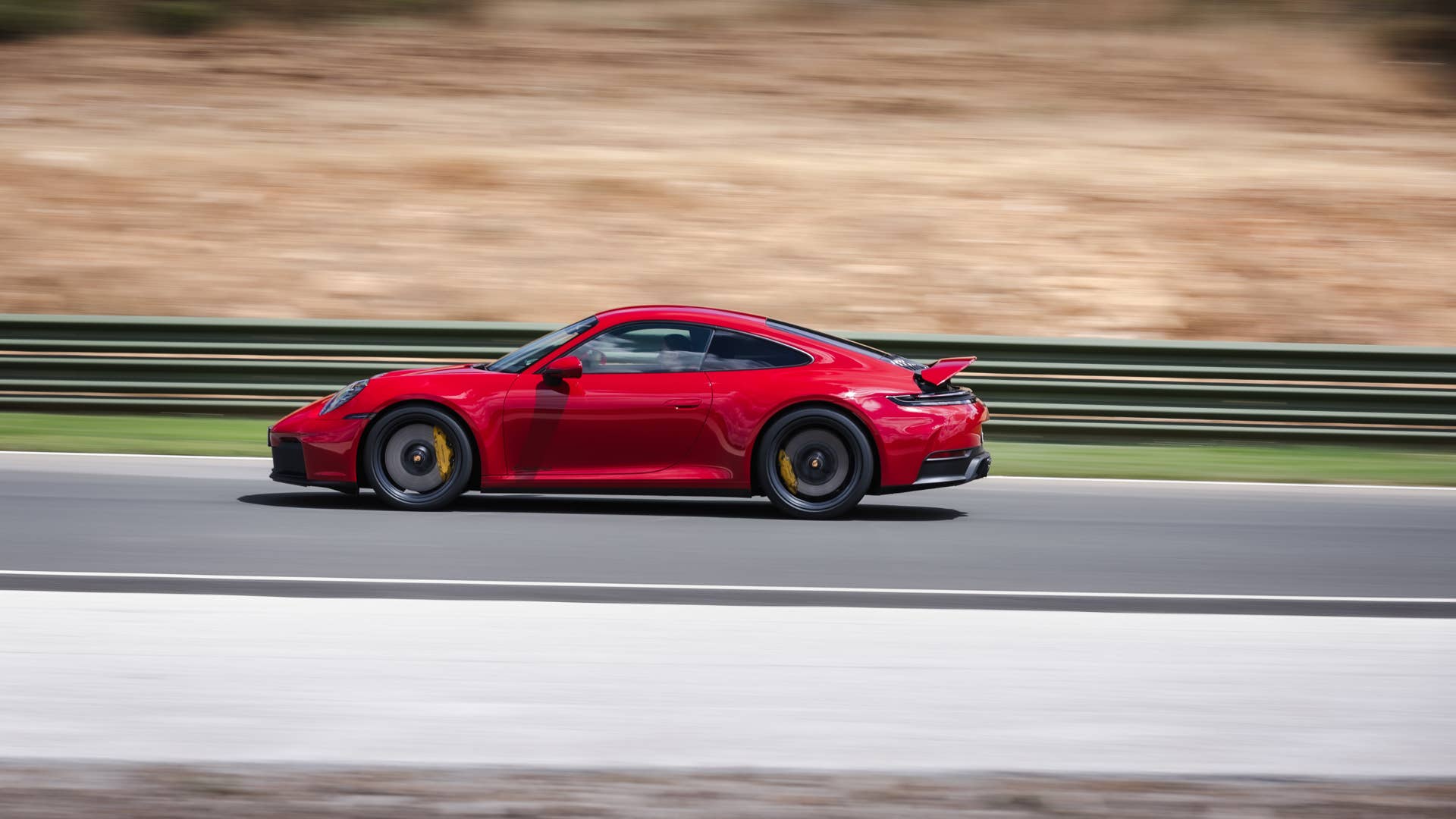 Porsche Re-Introduces Its Funky ‘Pasha’ Interior for the 2026 911 ...