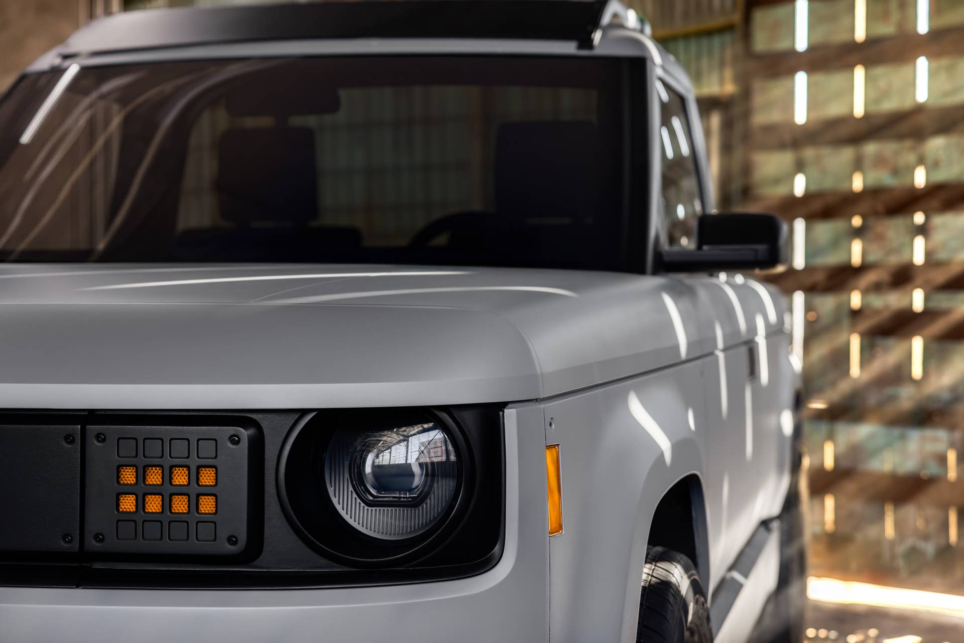 Bezos-Backed Slate Auto Launches American-Made $20K EV Pickup Truck ...