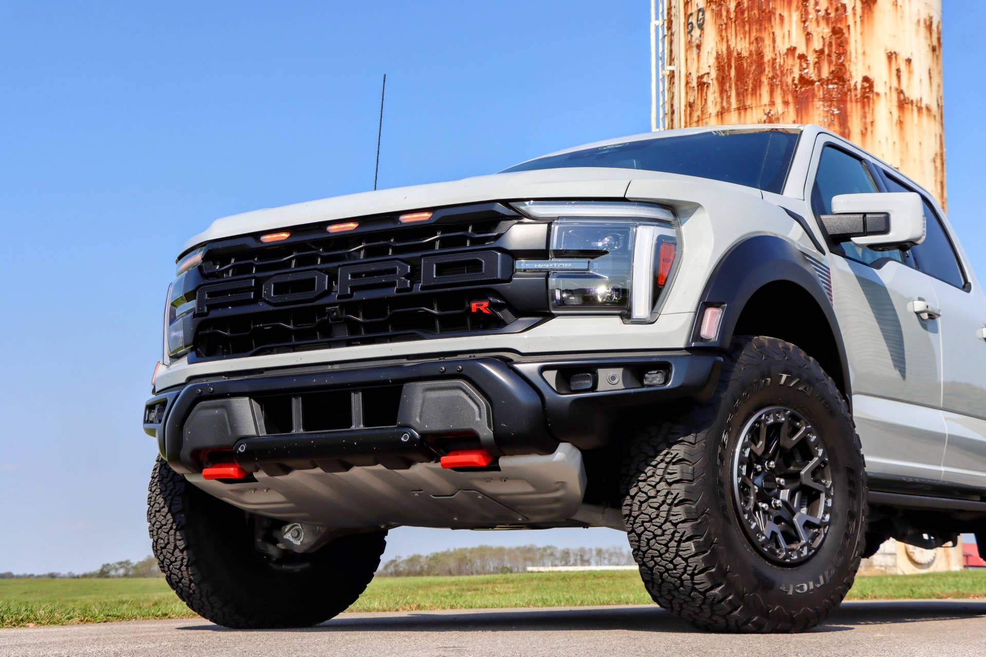 I Test Drove the 2025 Ford Raptor R: Here’s the Real Verdict - Autoblog