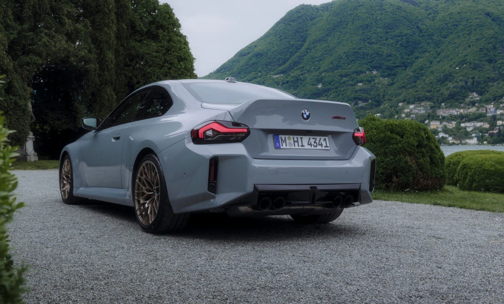 BMW M2 CS Skips Manual as Power Exceeds Gearbox Limits - Autoblog