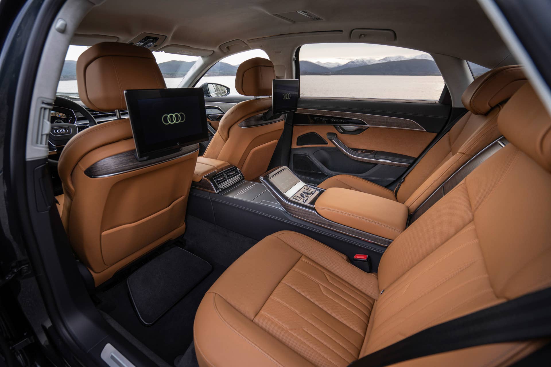 7 Cars and SUVs with the Most 2nd Row Legroom - Autoblog