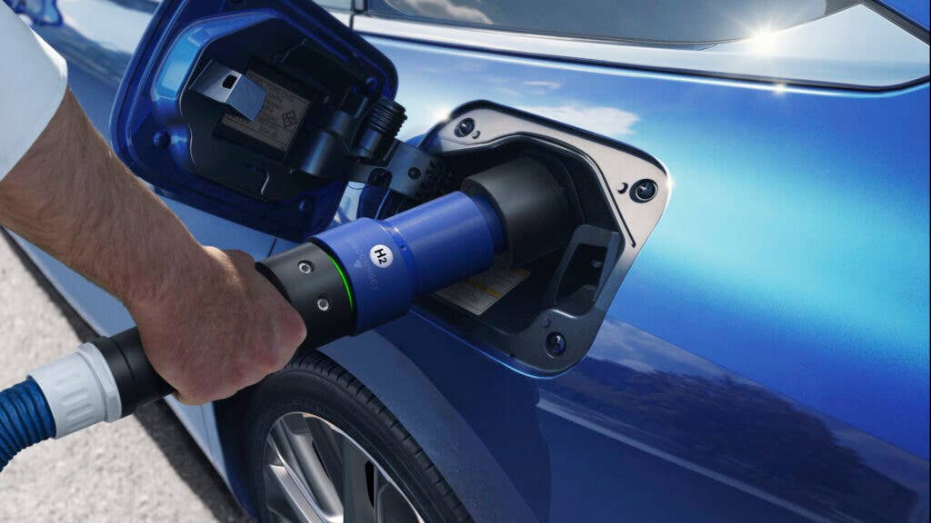 Is the 2025 Toyota Mirai Worth It? Hydrogen Car Pros and Cons - Autoblog