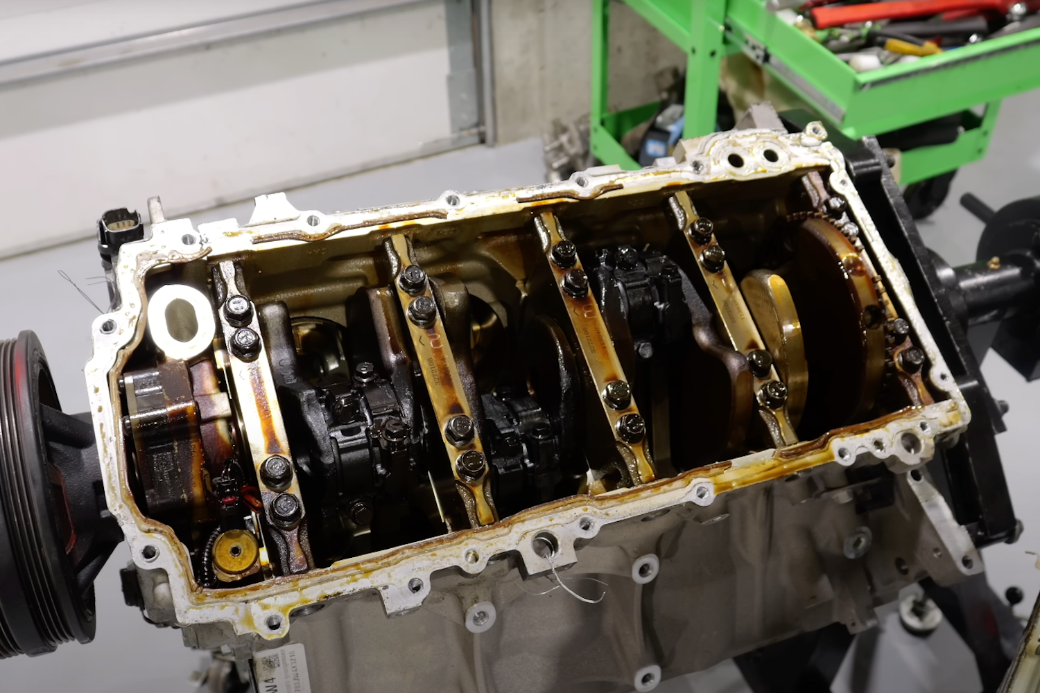 Feds Expand Probe Into GM's V8 Engine Failure Issue - Autoblog