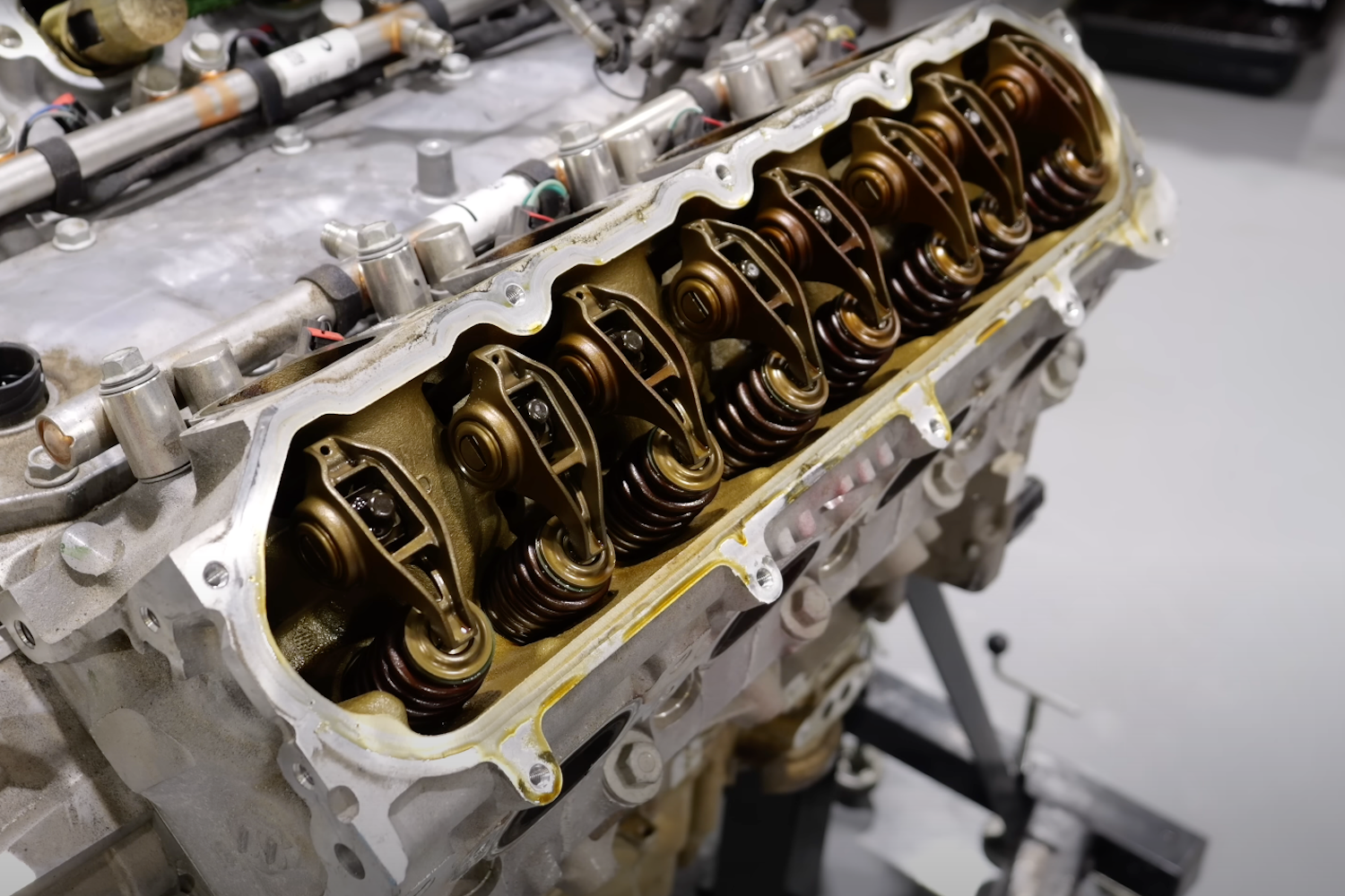 GM’s V8 Engine Recall Backfires as Multiple Lawsuits Merge Into One ...