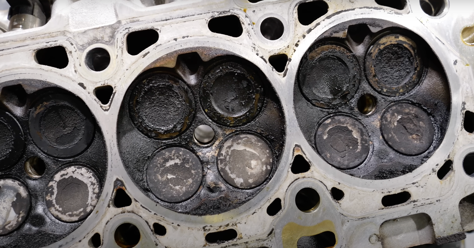 Cracked Open: What Really Ends the Life of Ford’s Gen 3 Coyote V8 ...
