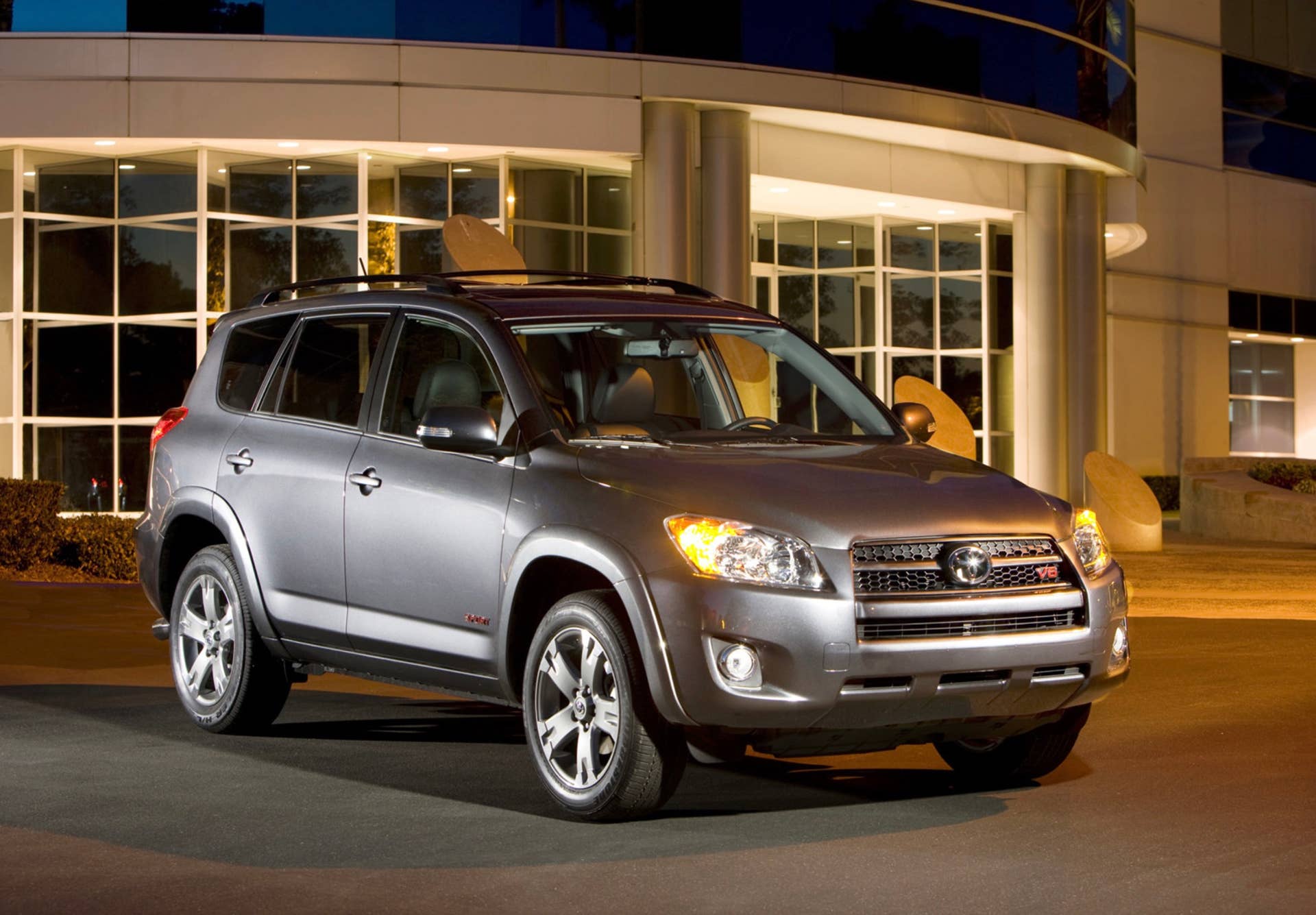 Toyota RAV4 Generations: Full Evolution From 1996 To 2025 - Autoblog