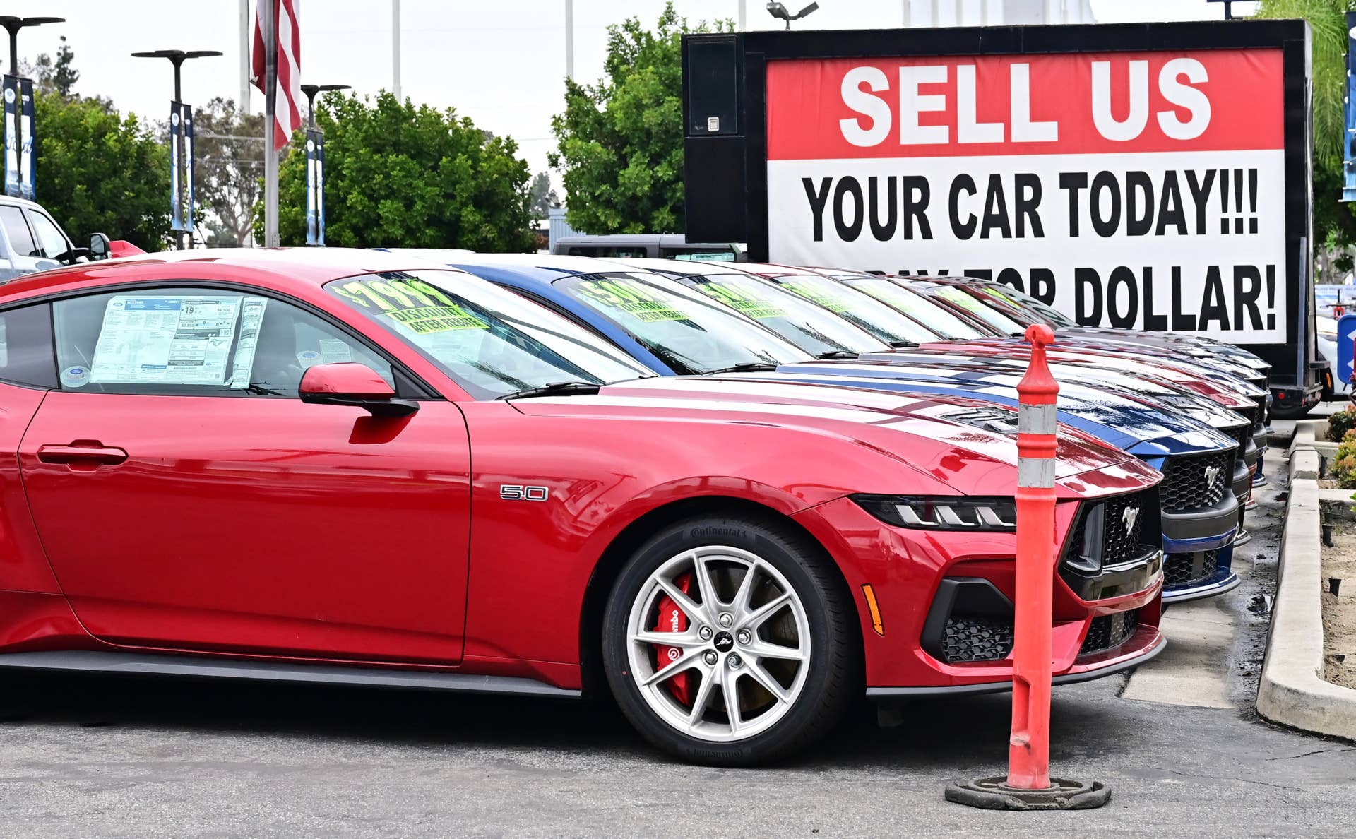 New Car Payments Hit $722 as 1 in 5 Buyers Take 7-Year Loans - Autoblog