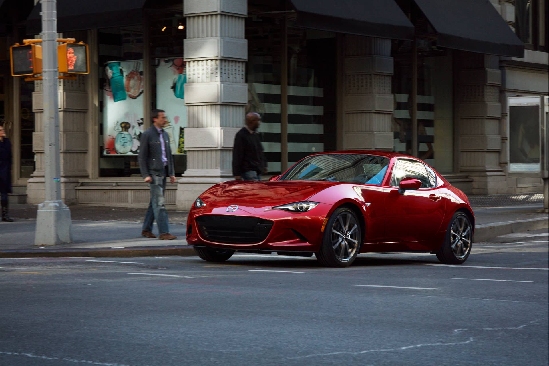 This Is Why The Mazda Miata Has A Cult Following - Autoblog
