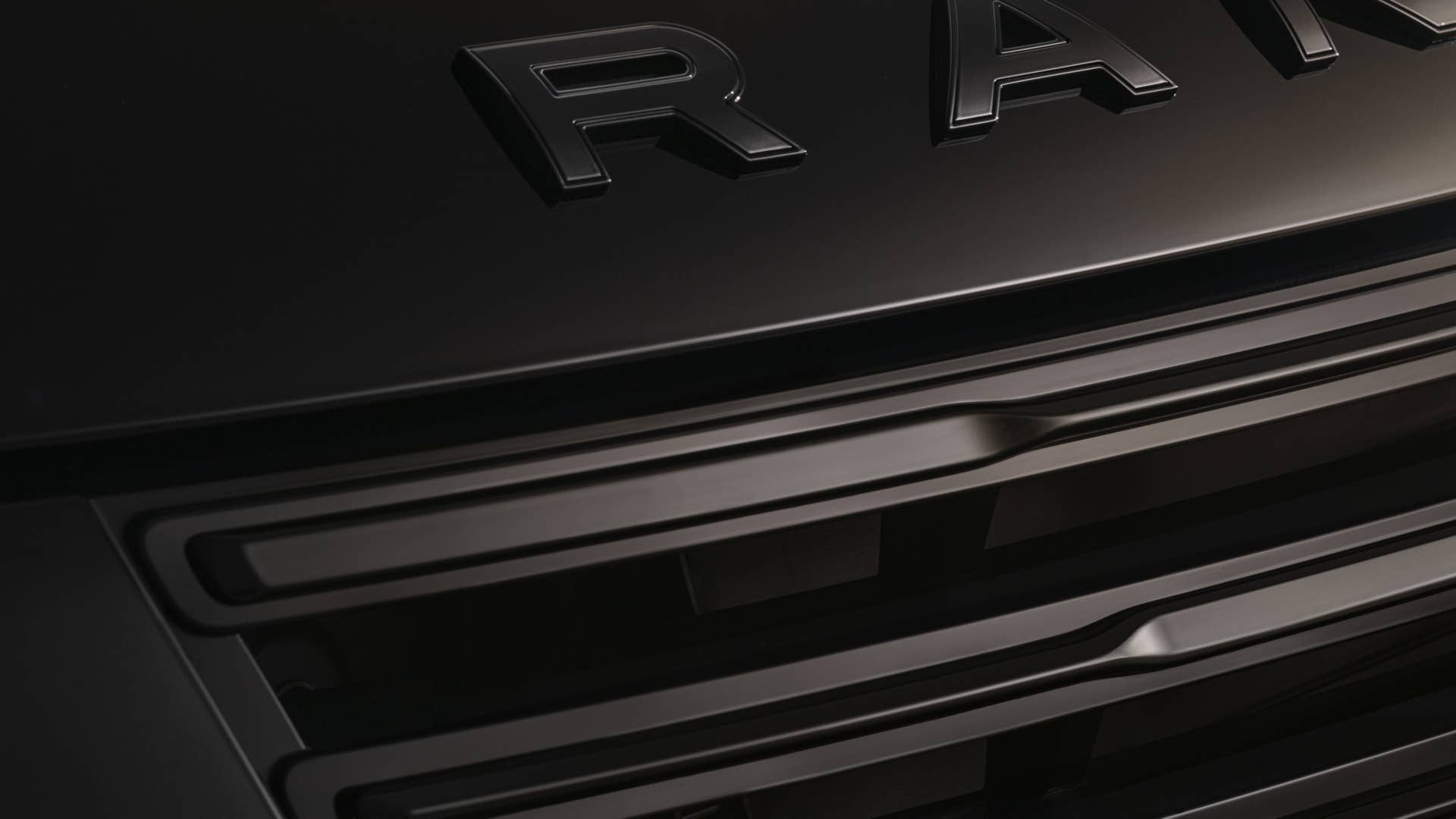 New Range Rover SV Black Is Land Rover’s Baddest Blacked-Out SUV Yet ...