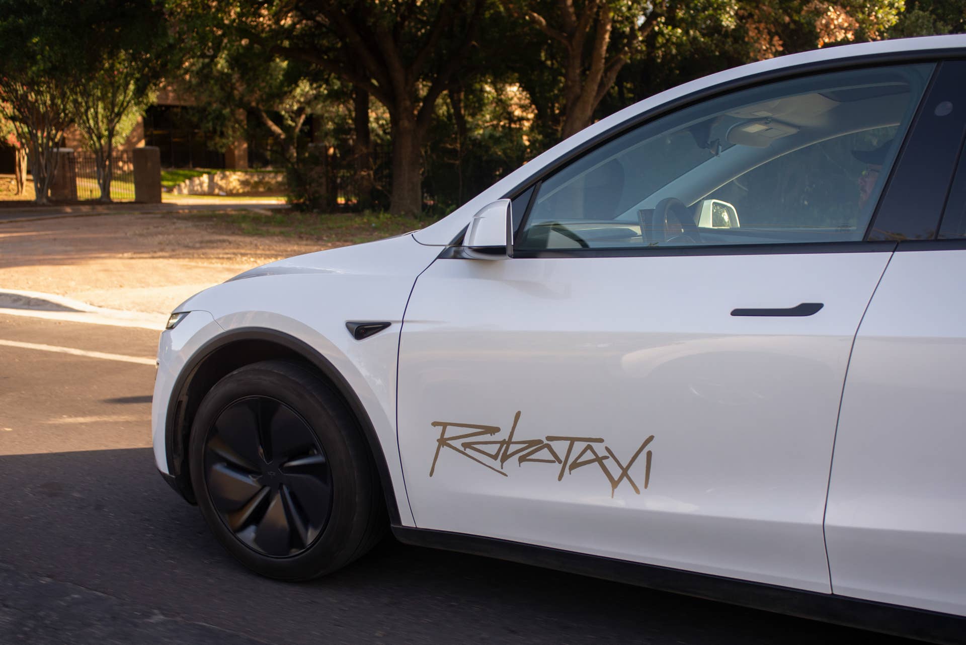 Tesla Has Over 1,000 “Robotaxis” on the Road—But They All Have Human ...