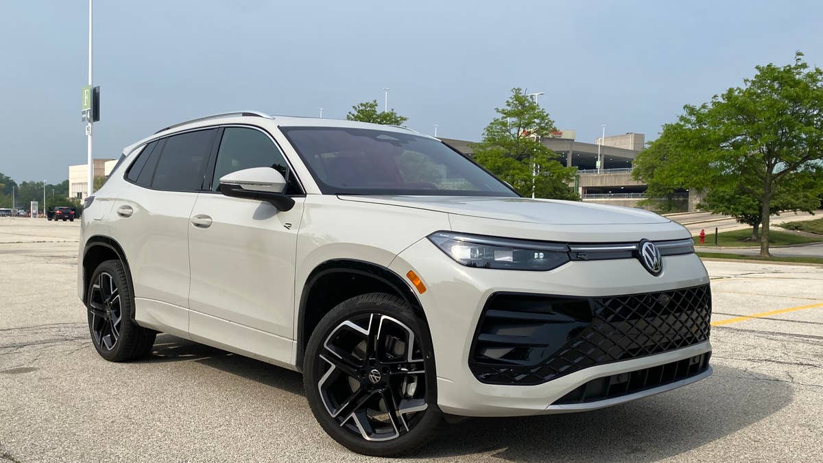 I Drove the 2025 Volkswagen Tiguan. Here's My Brutally Honest Review ...