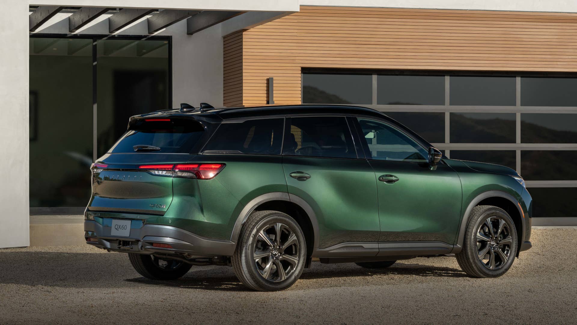 I Took the 2026 Infiniti QX60 On a Road Trip And Here Are My Thoughts ...