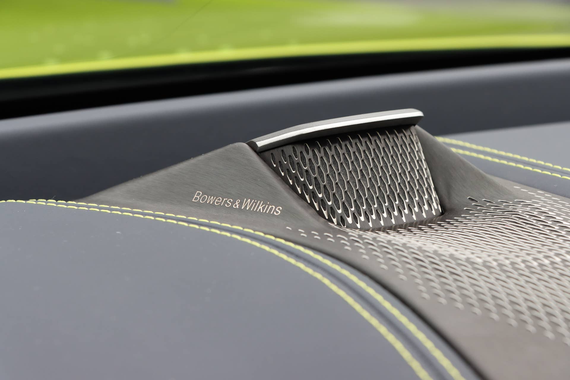 I Drove the 2025 Aston Martin DBX 707. Here’s My Brutally Honest Review ...