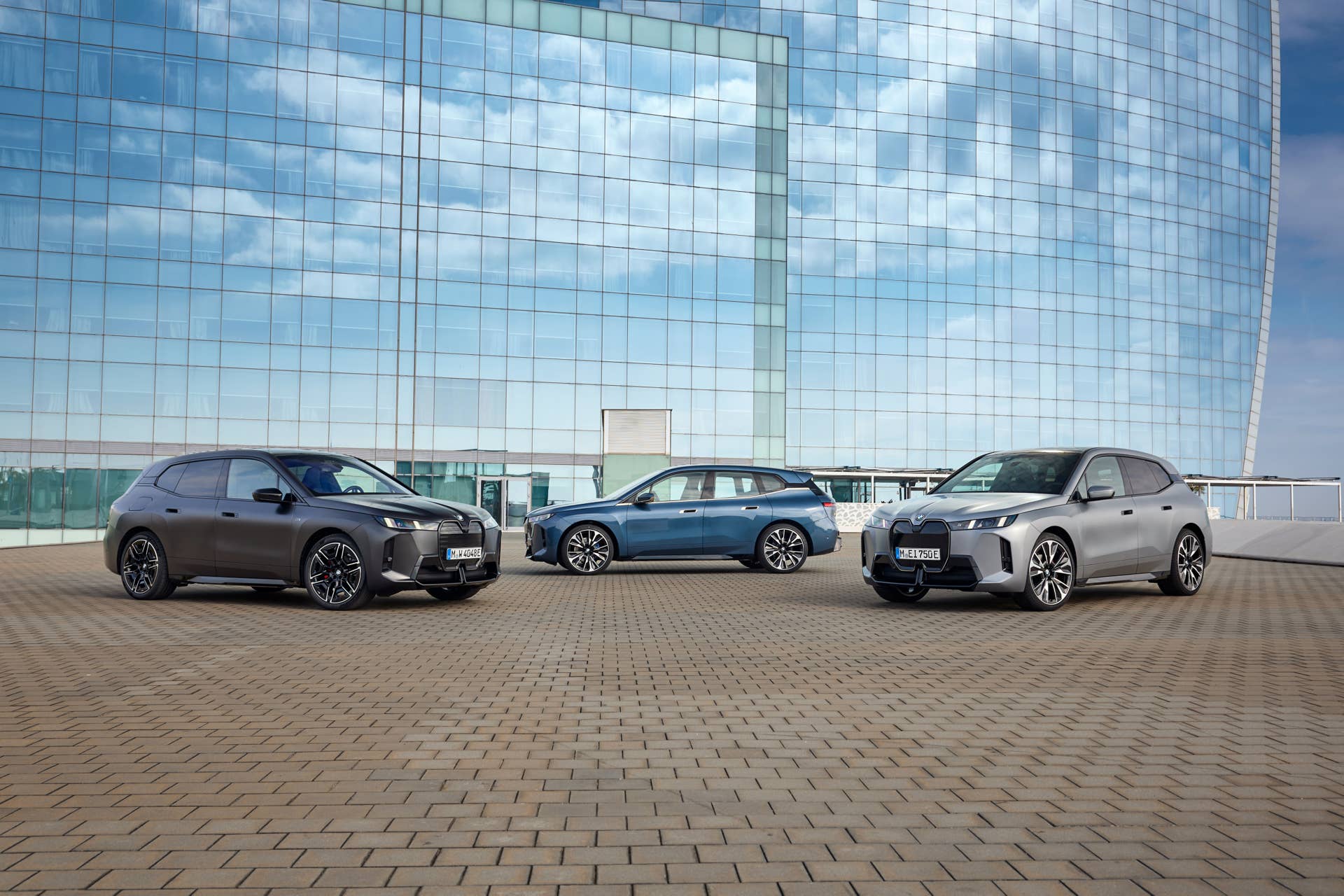 BMW iX Has Several Attractive Lease Offers This May - Autoblog