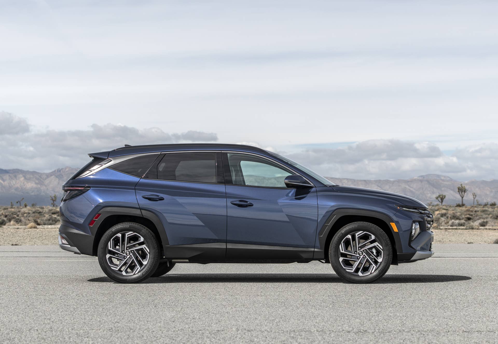 Hyundai Unveils Great 2025 Tucson Lease For August - Autoblog