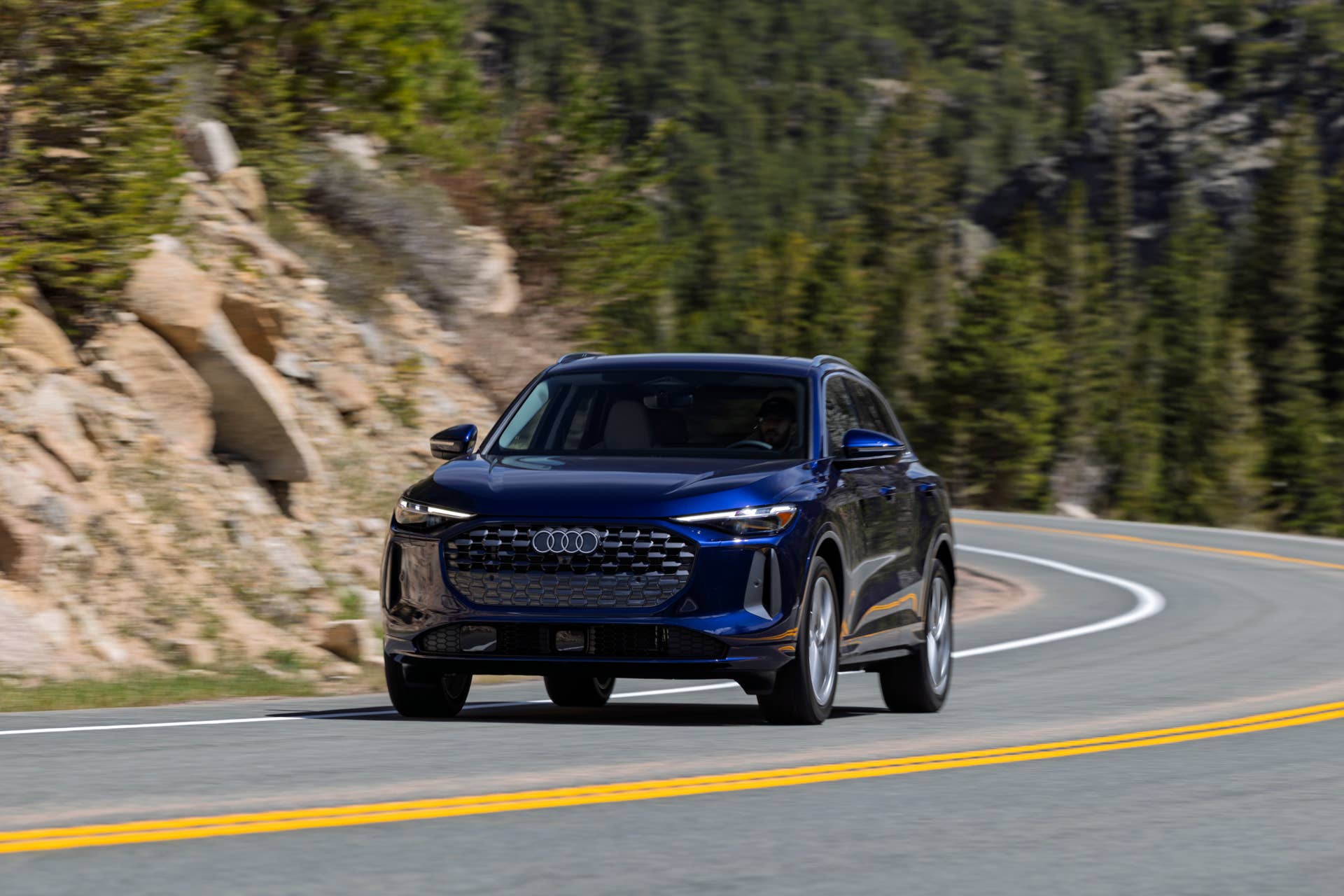 Audi Q5 2025 vs 2026: Which Model Should You Buy? - Autoblog