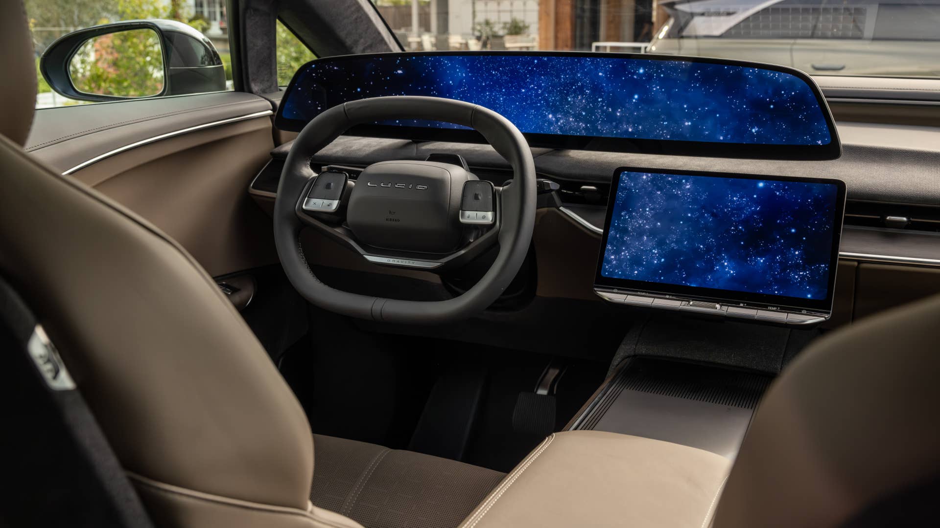Lamborghini & Porsche Won’t Like This Lucid Gravity’s Quarter-Mile Time ...