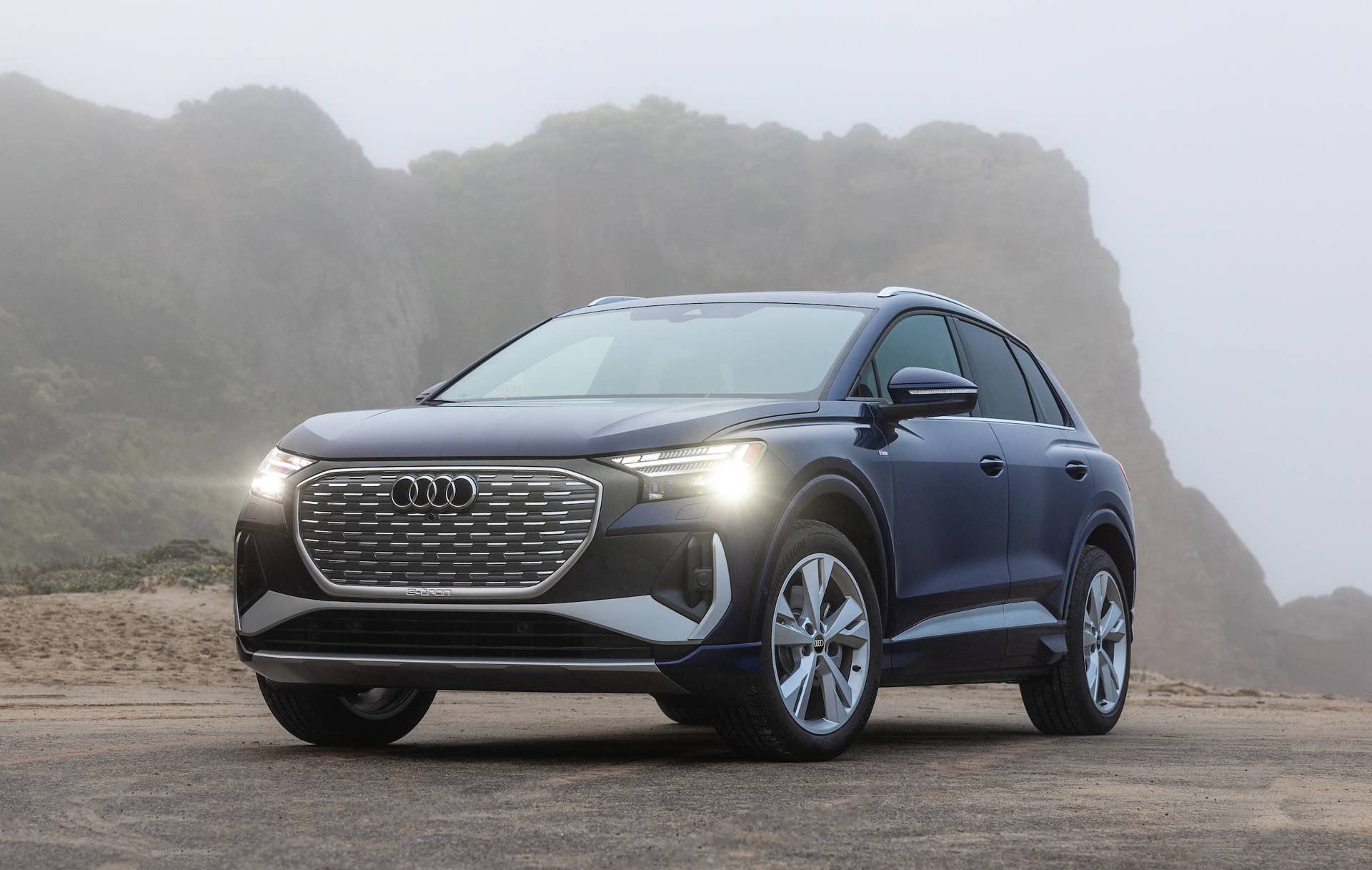 2026 Audi Q4 e-tron Review, Specs, Pricing, and Warranty - Autoblog