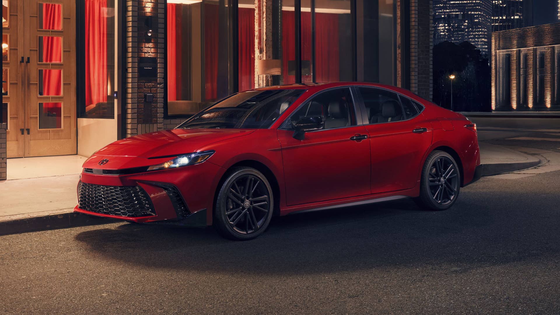 2026 Toyota Camry vs Nissan Altima: 3 Major Differences - Autoblog